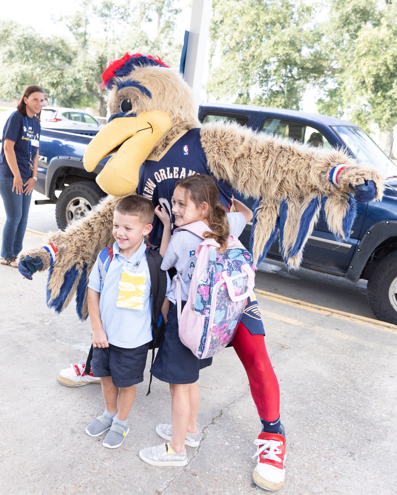 Photos: Pelicans, Shell provide reading kits for Grand Caillou ...