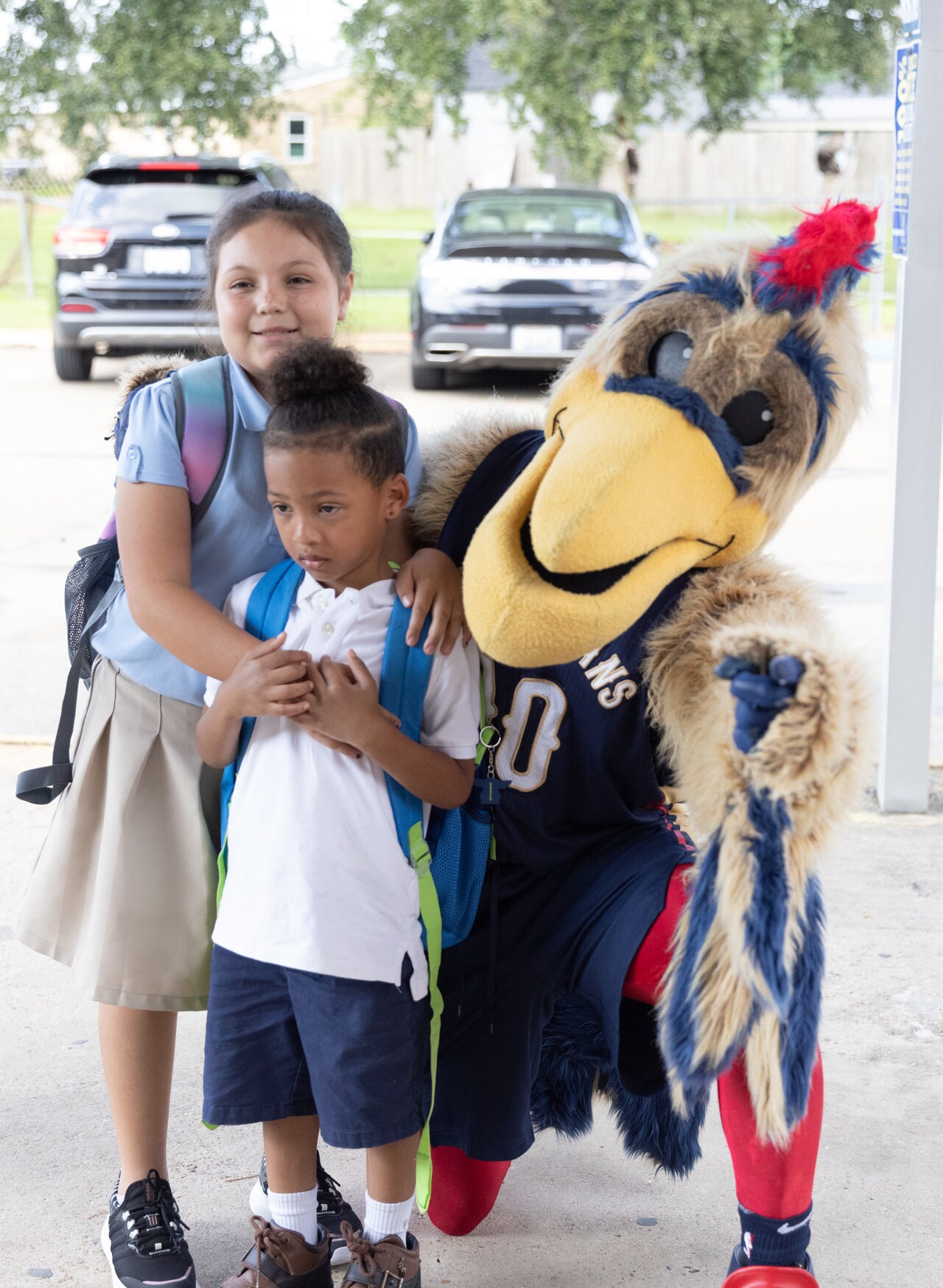 Photos: Pelicans, Shell provide reading kits for Grand Caillou ...