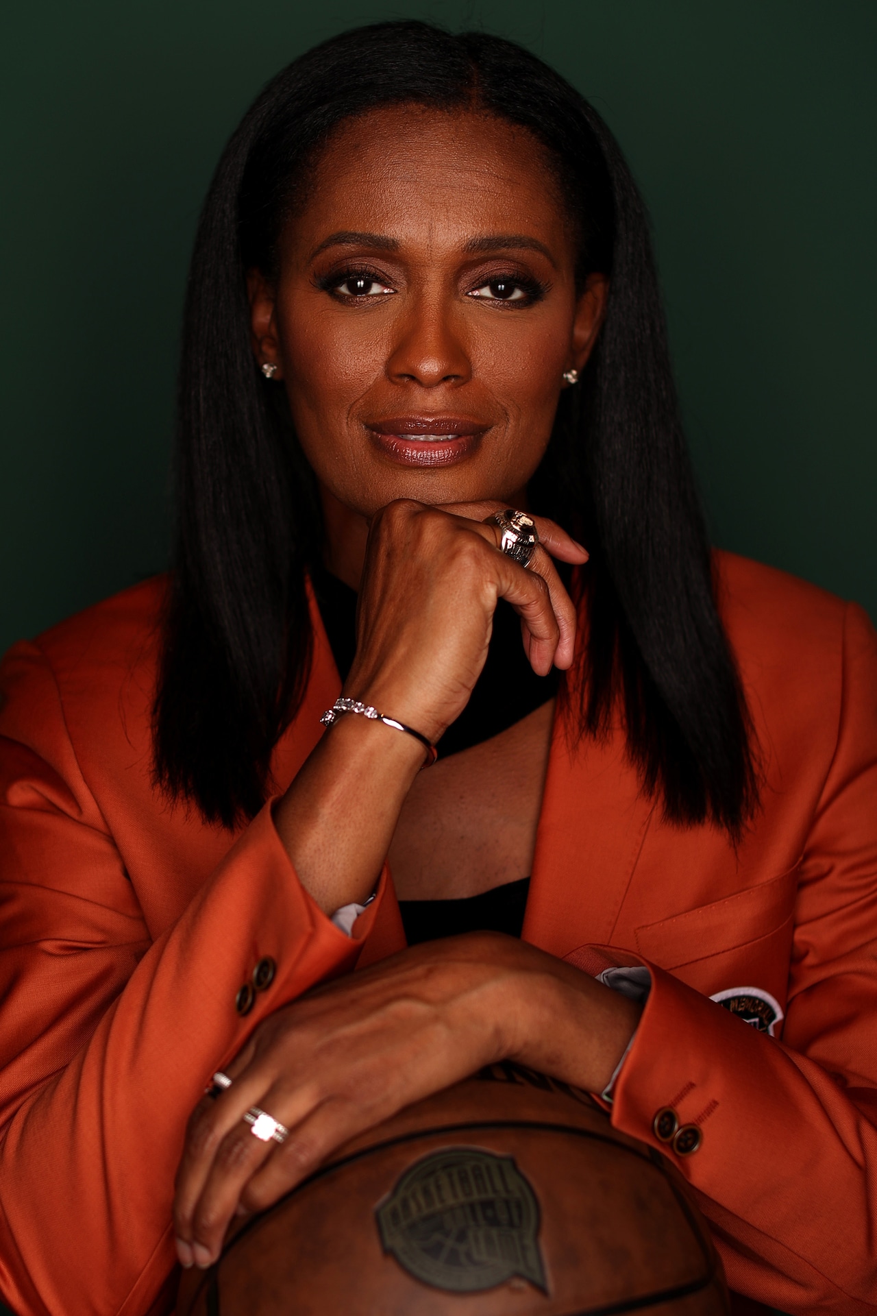 Photos: Swin Cash received Hall of Fame jacket with Class of 2022 | New Orleans Pelicans