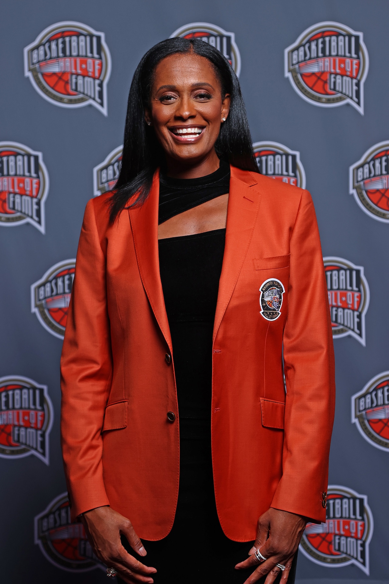 Photos: Swin Cash received Hall of Fame jacket with Class of 2022 | New Orleans Pelicans