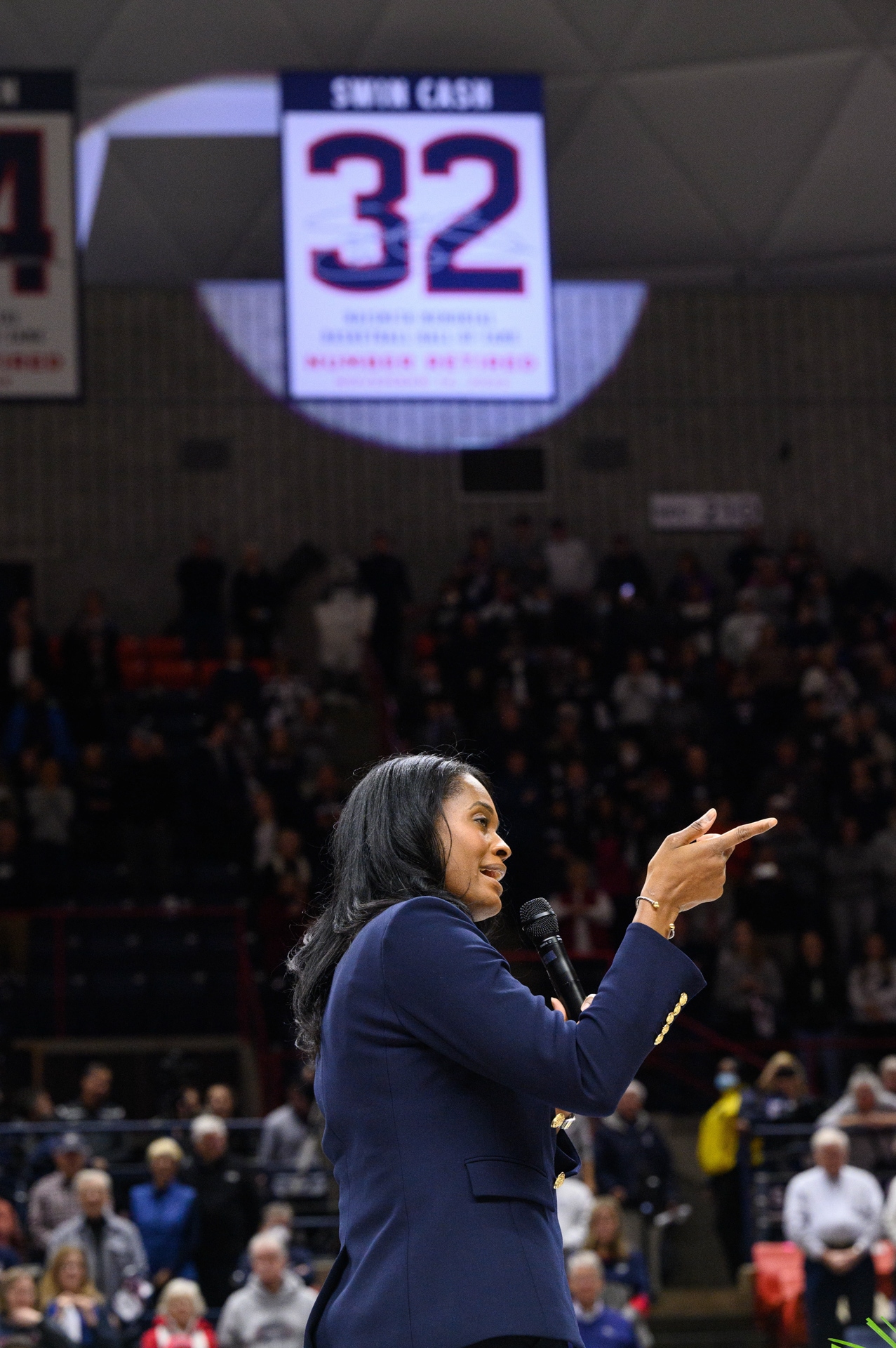 Photos: Swin Cash number retirement ceremony at UConn | Pelicans.com