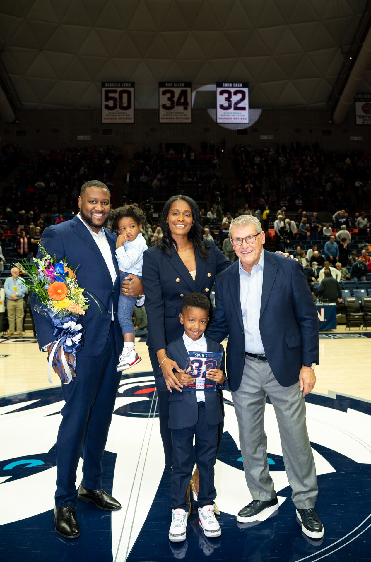 Photos: Swin Cash number retirement ceremony at UConn | Pelicans.com Photo Gallery | NBA.com
