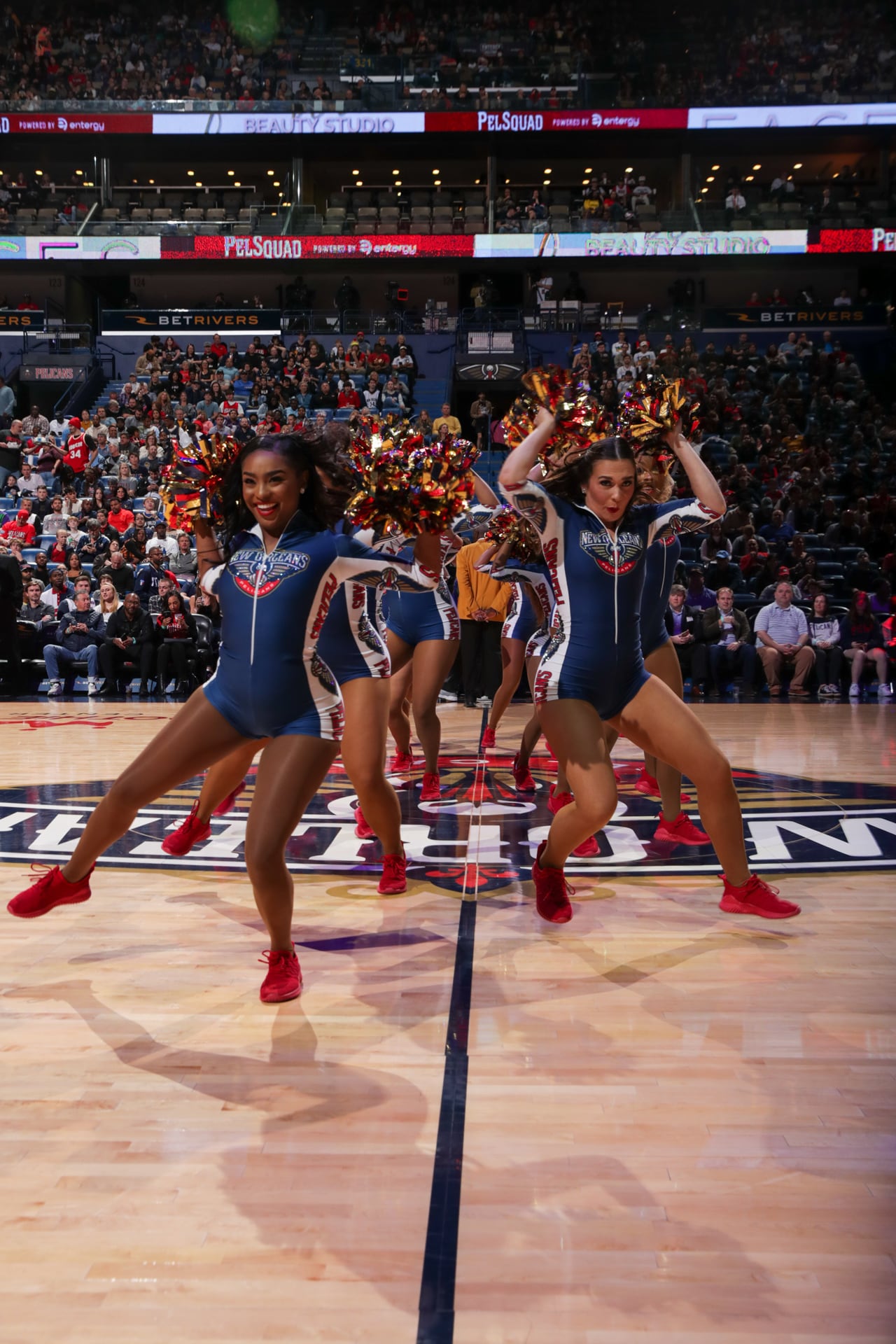 Photos: Pelicans vs. Rockets | Fans and Entertainment 1/4/23 Photo ...
