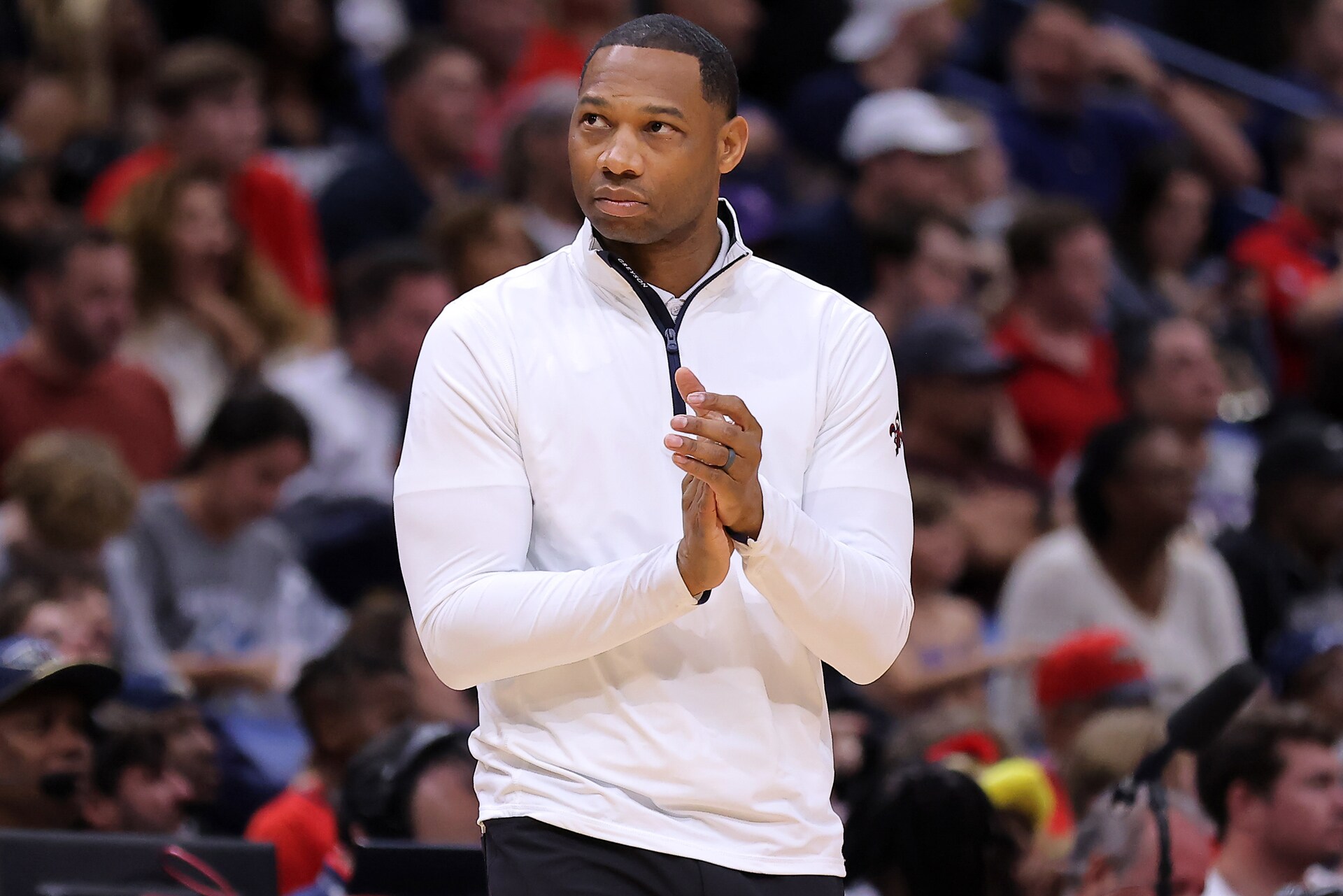 Photos: Willie Green earns Western Conference Coach of the Month honor ...