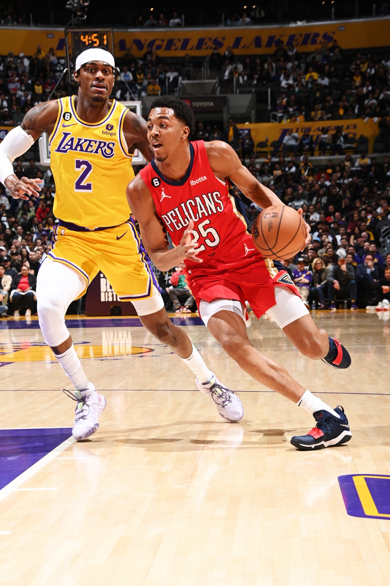 Photos: Pelicans at Lakers | Game Action 2/15/23 Photo Gallery | NBA.com