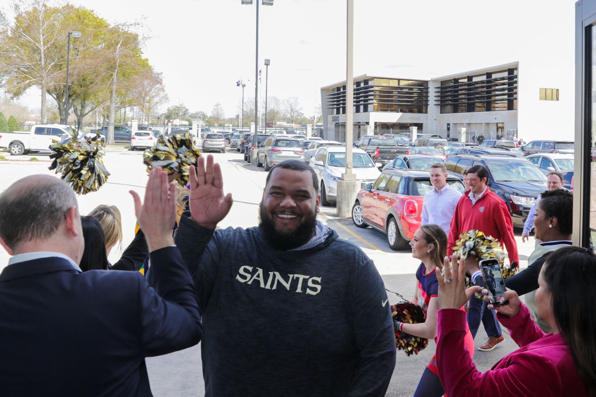 Photos: New Orleans Pelicans and Saints employee pep rally to honor ...