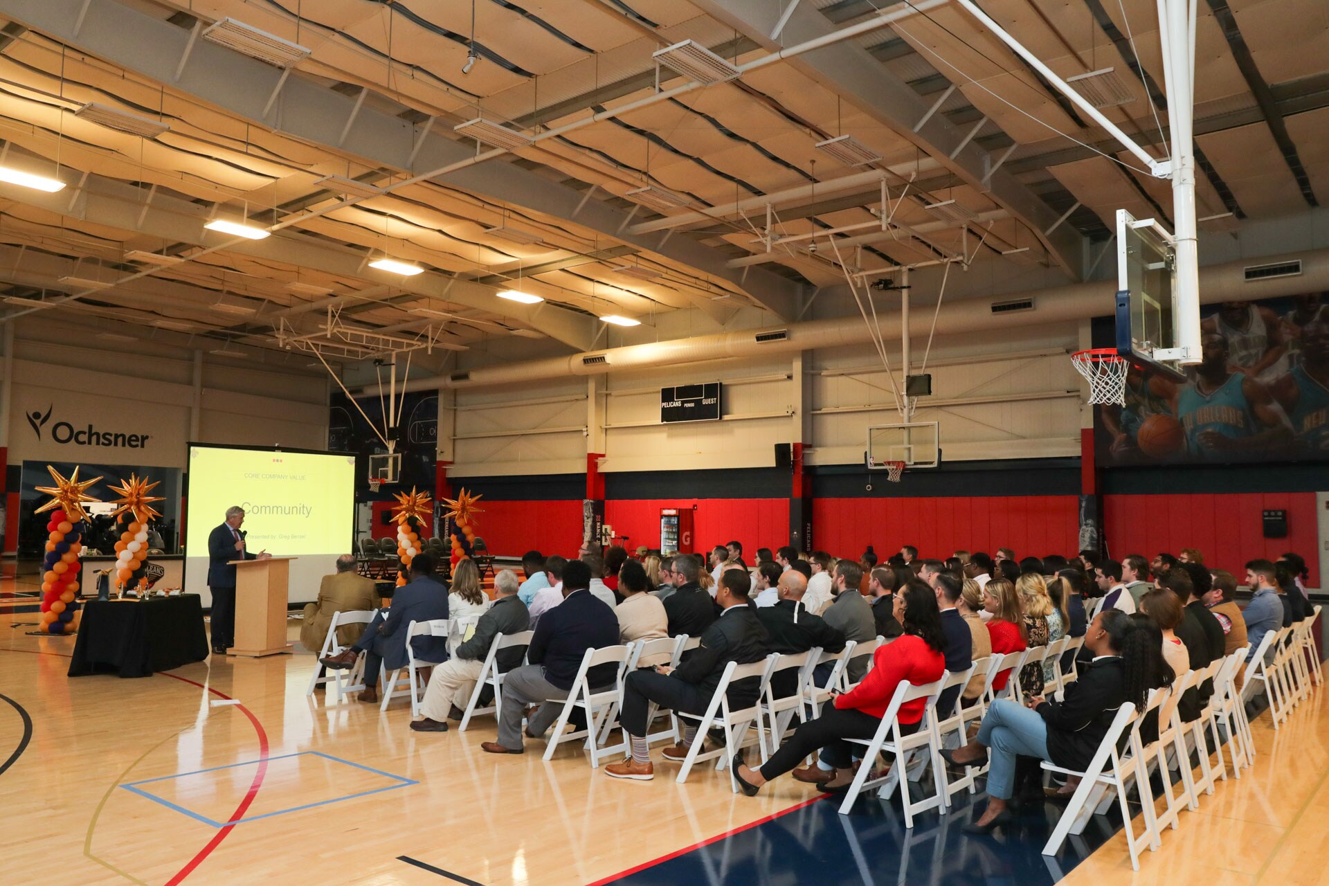 Photos: New Orleans Pelicans and Saints employee pep rally to honor ...