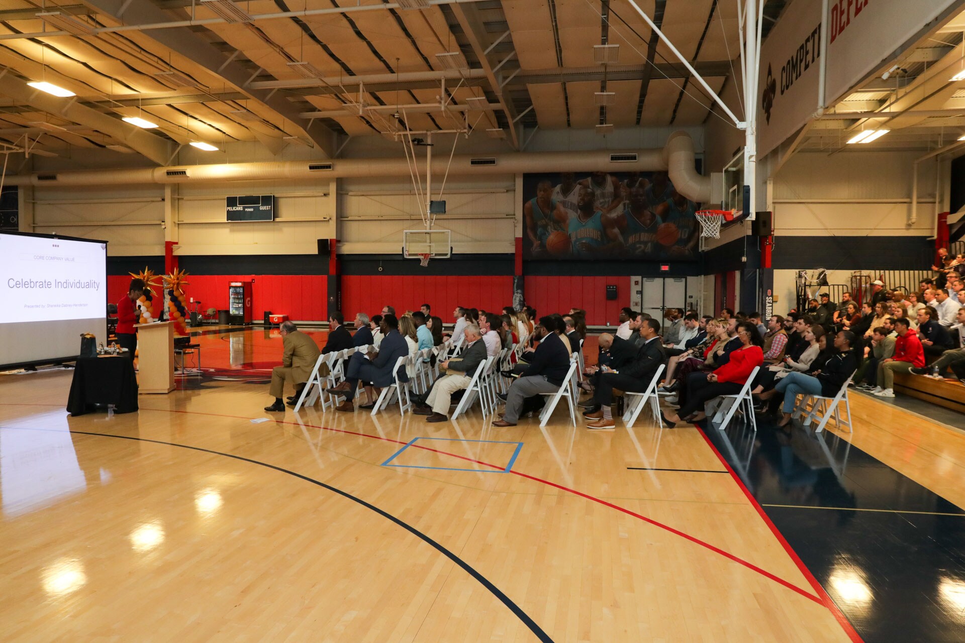 Photos: New Orleans Pelicans and Saints employee pep rally to honor ...