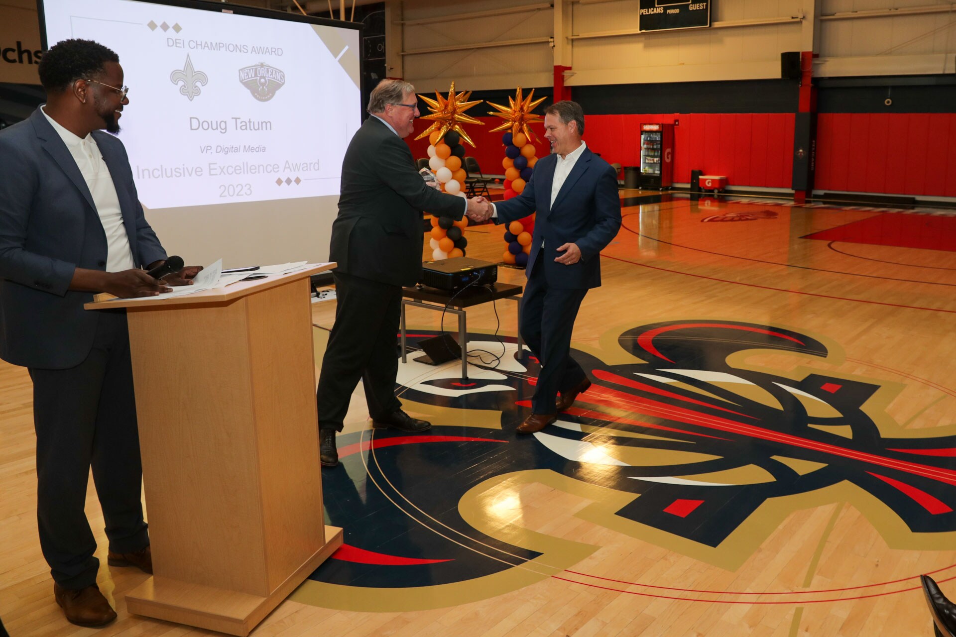 Photos: New Orleans Pelicans and Saints employee pep rally to honor ...