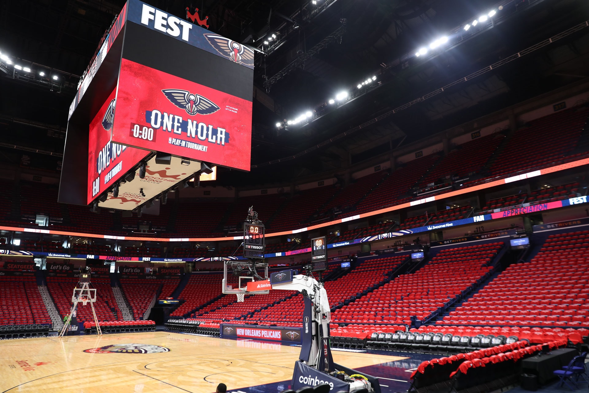 Photos: Pelicans vs. Thunder NBA Play-In | Pregame inside the Smoothie ...