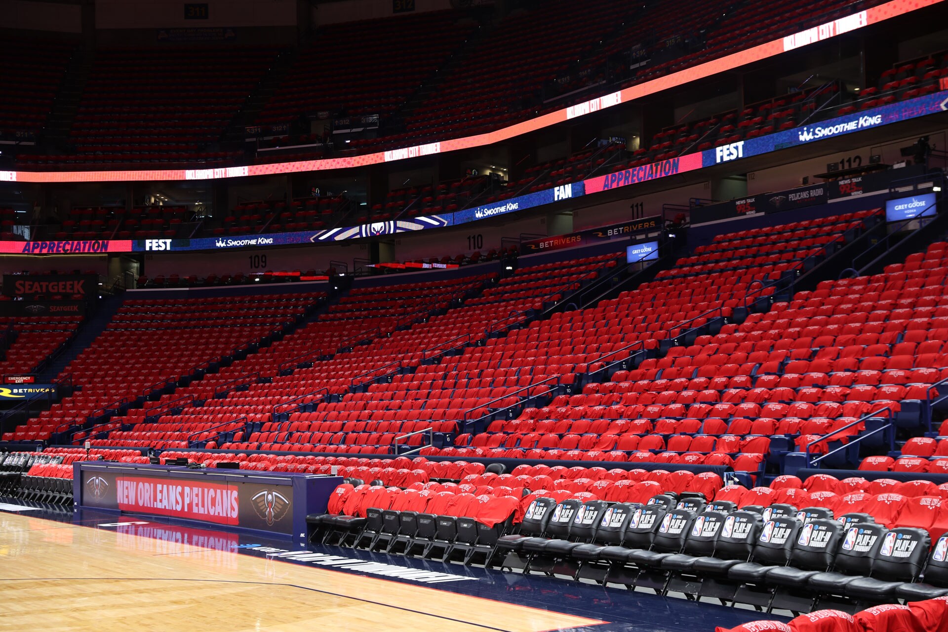 Photos: Pelicans vs. Thunder NBA Play-In | Pregame inside the Smoothie ...