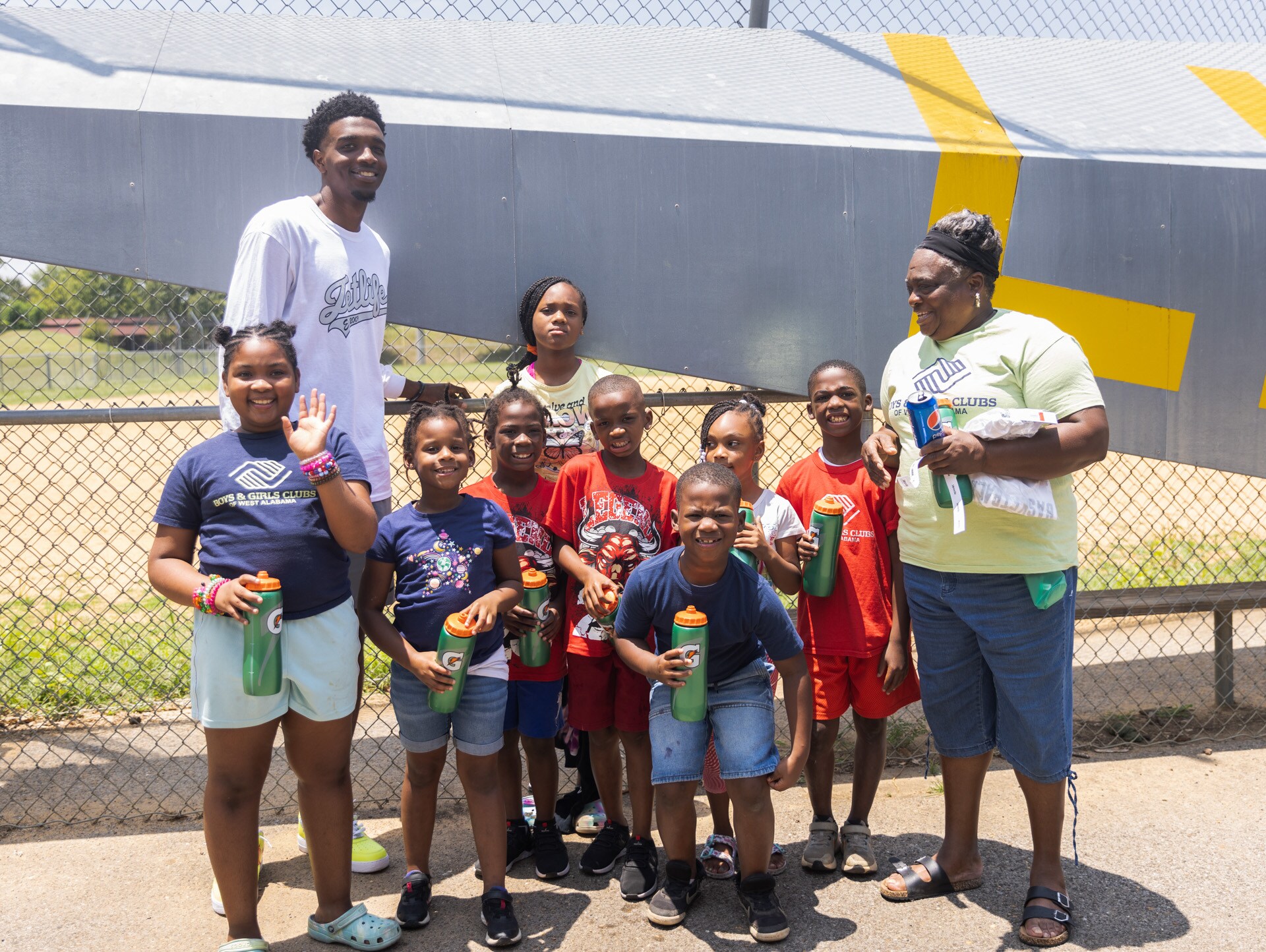 Photos: Herbert Jones hosts annual Community Day in Alabama Photo ...