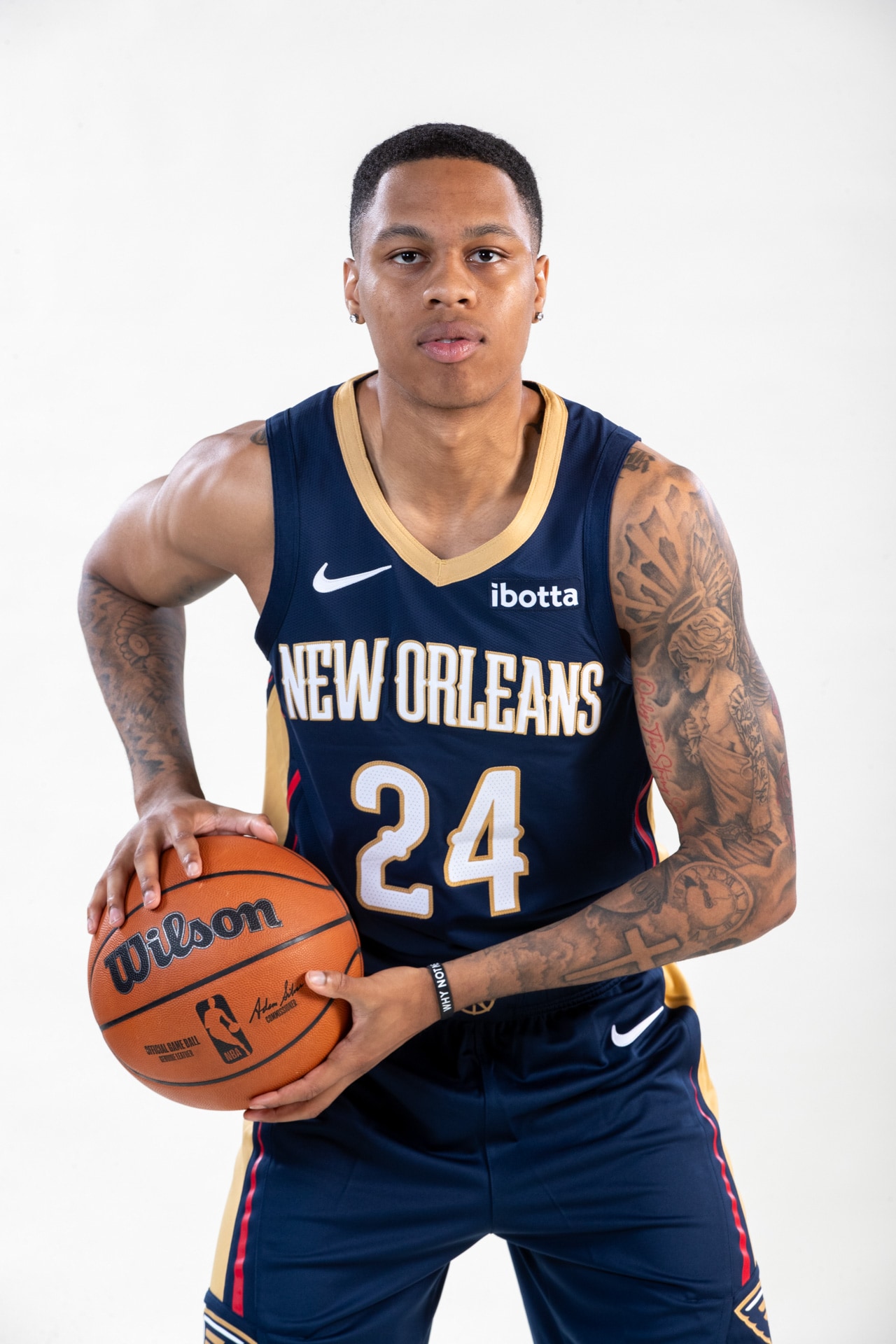Photos: Jordan Hawkins Rookie Photoshoot