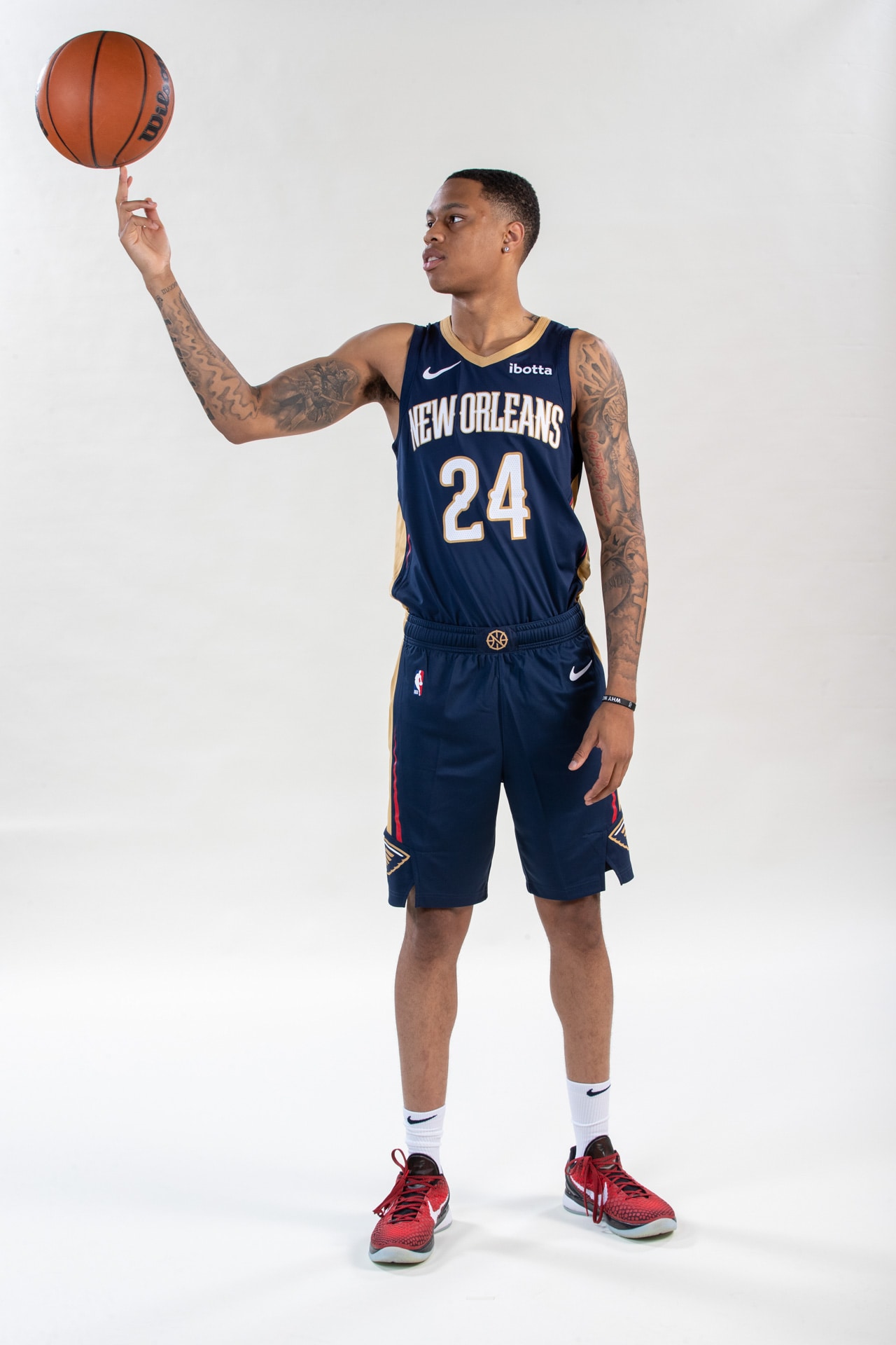 Photos: Jordan Hawkins Rookie Photoshoot