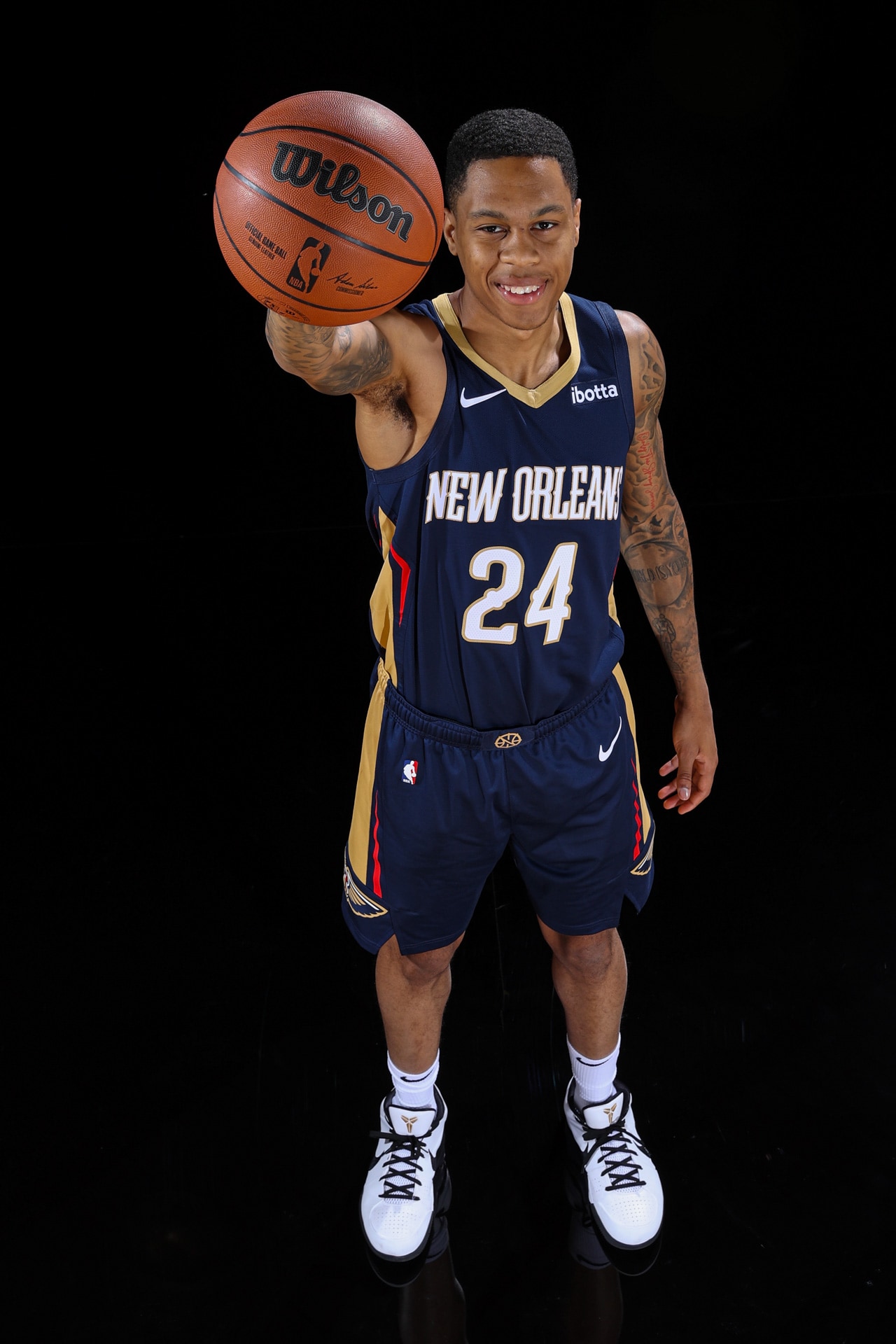 Photos: Jordan Hawkins | 2023 NBA Rookie Photo Shoot Photo Gallery ...