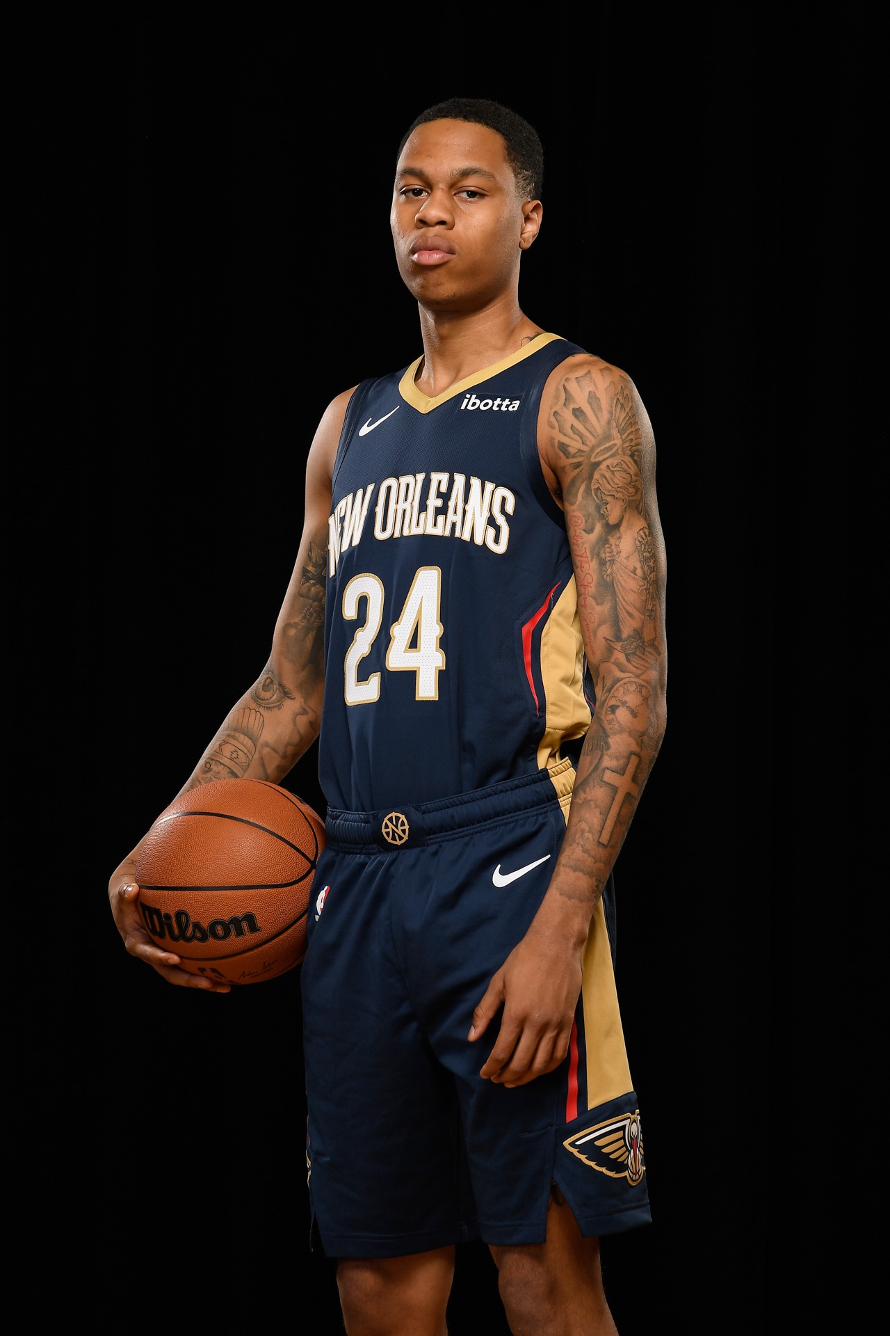 Photos: Jordan Hawkins | 2023 NBA Rookie Photo Shoot Photo Gallery ...