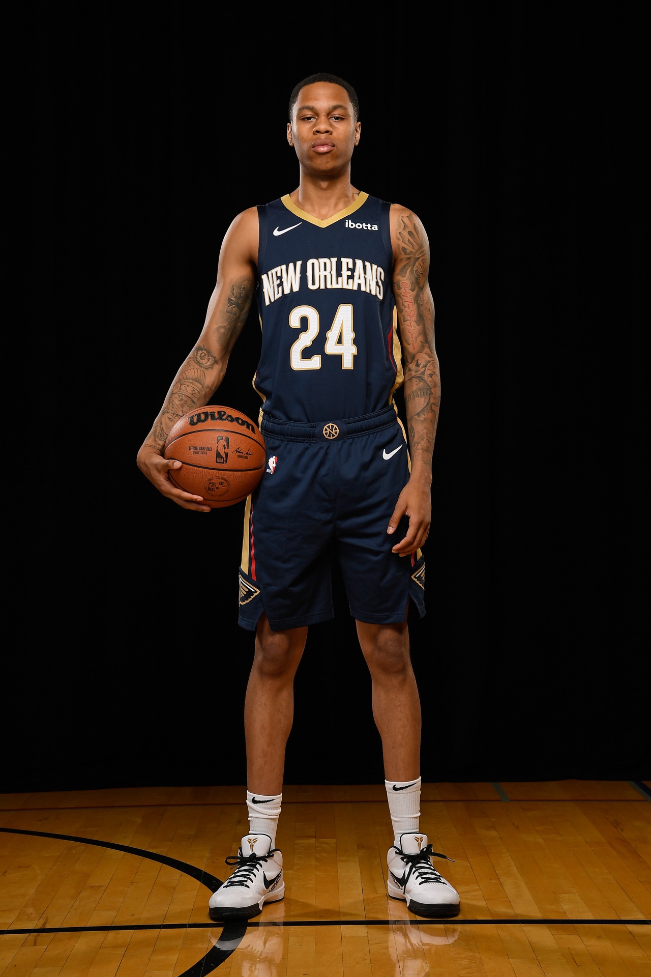 Photos: Jordan Hawkins | 2023 NBA Rookie Photo Shoot Photo Gallery ...