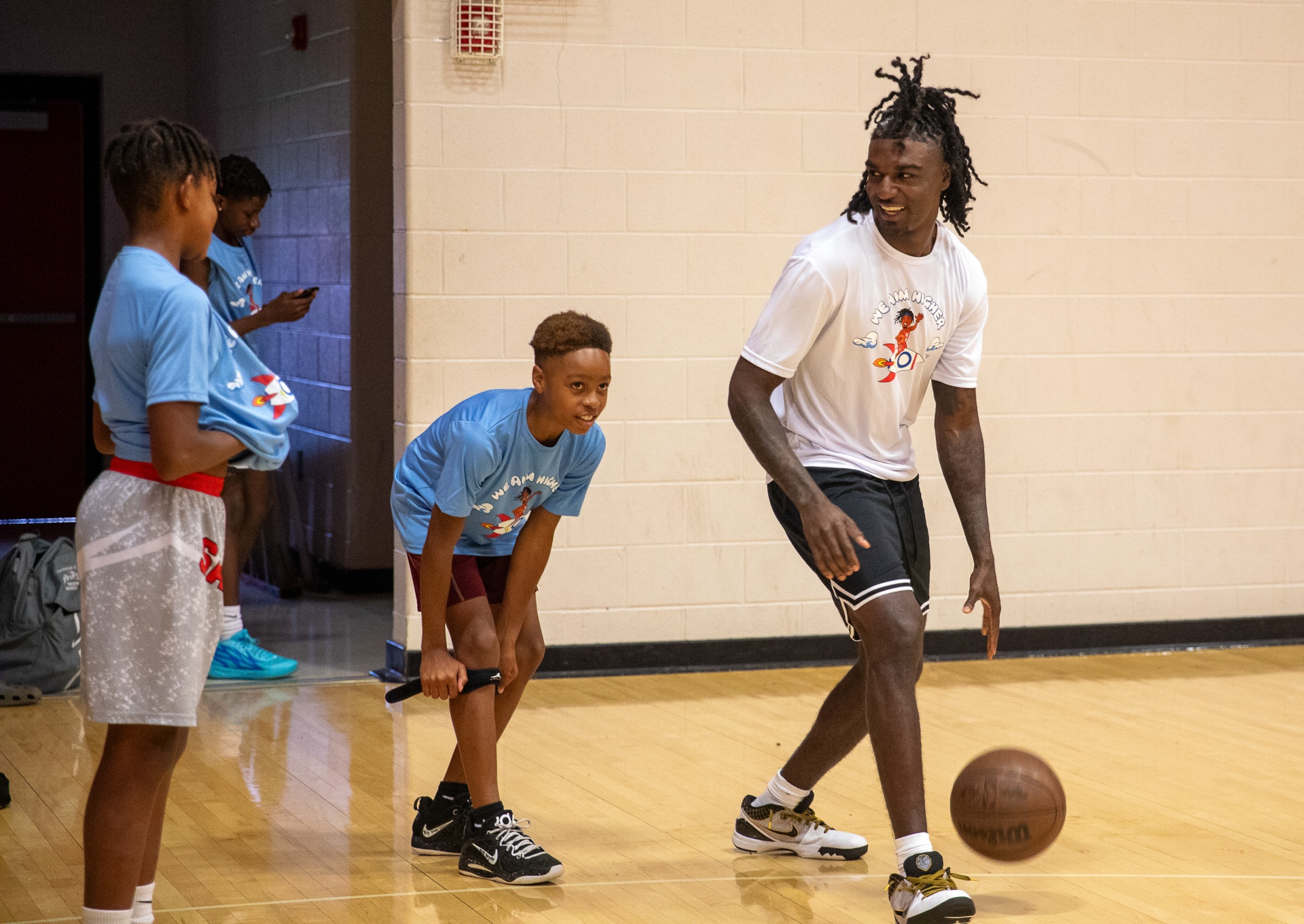 Photos: Kira Lewis Jr. hosts We Aim Higher basketball camp in Alabama ...