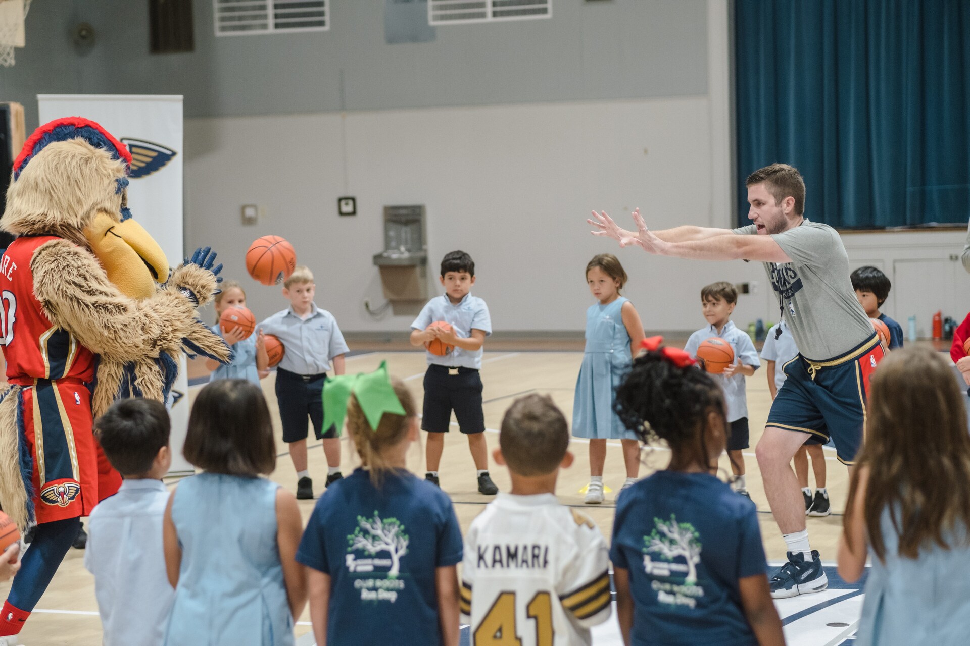 Photos: Pelicans host Jr. NBA Camp at Kehoe-France Photo Gallery | NBA.com
