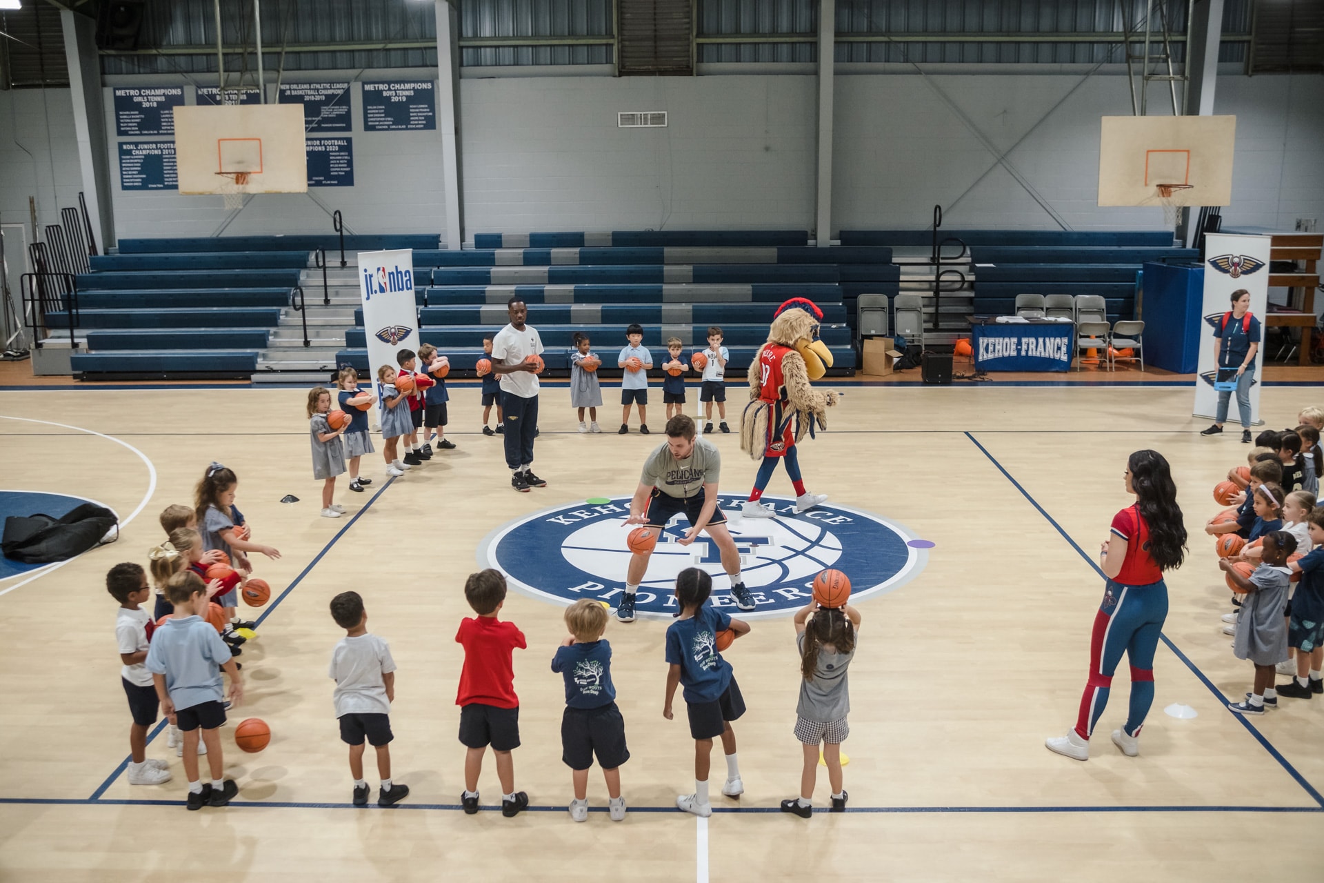 Photos: Pelicans host Jr. NBA Camp at Kehoe-France Photo Gallery | NBA.com