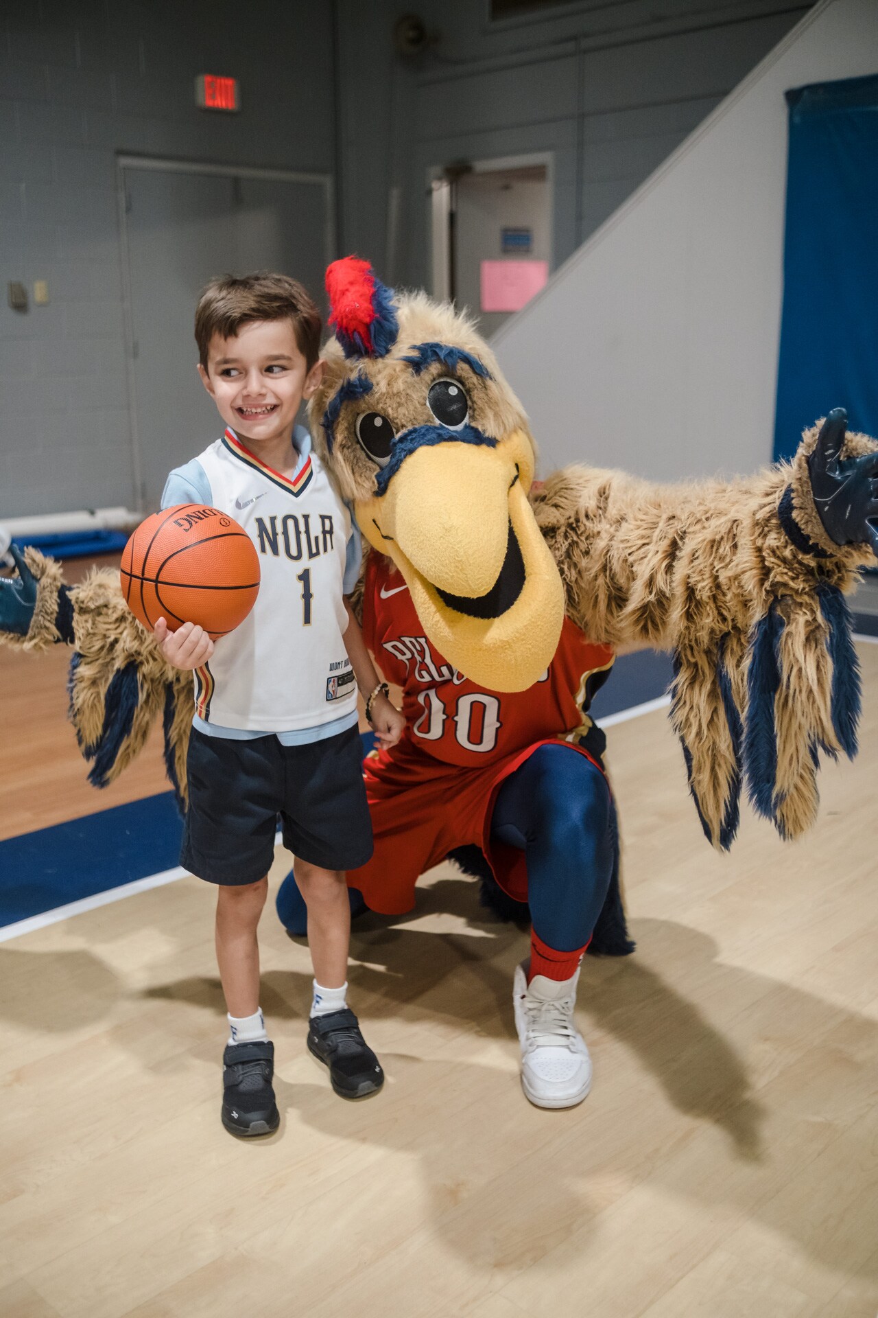 Photos: Pelicans host Jr. NBA Camp at Kehoe-France Photo Gallery | NBA.com