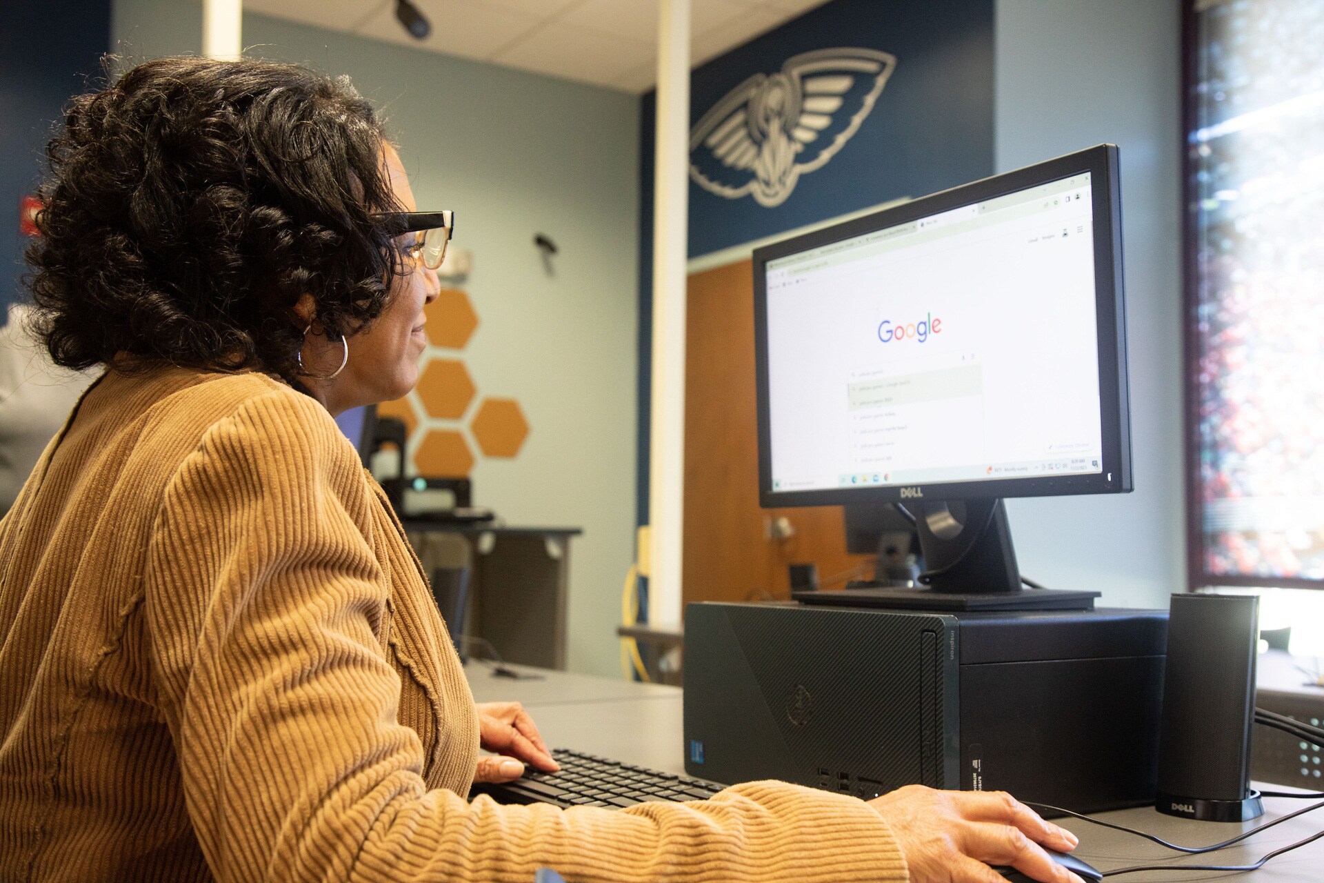 Photos: Pelicans, Ibotta install new computer lab at Fischer Community ...
