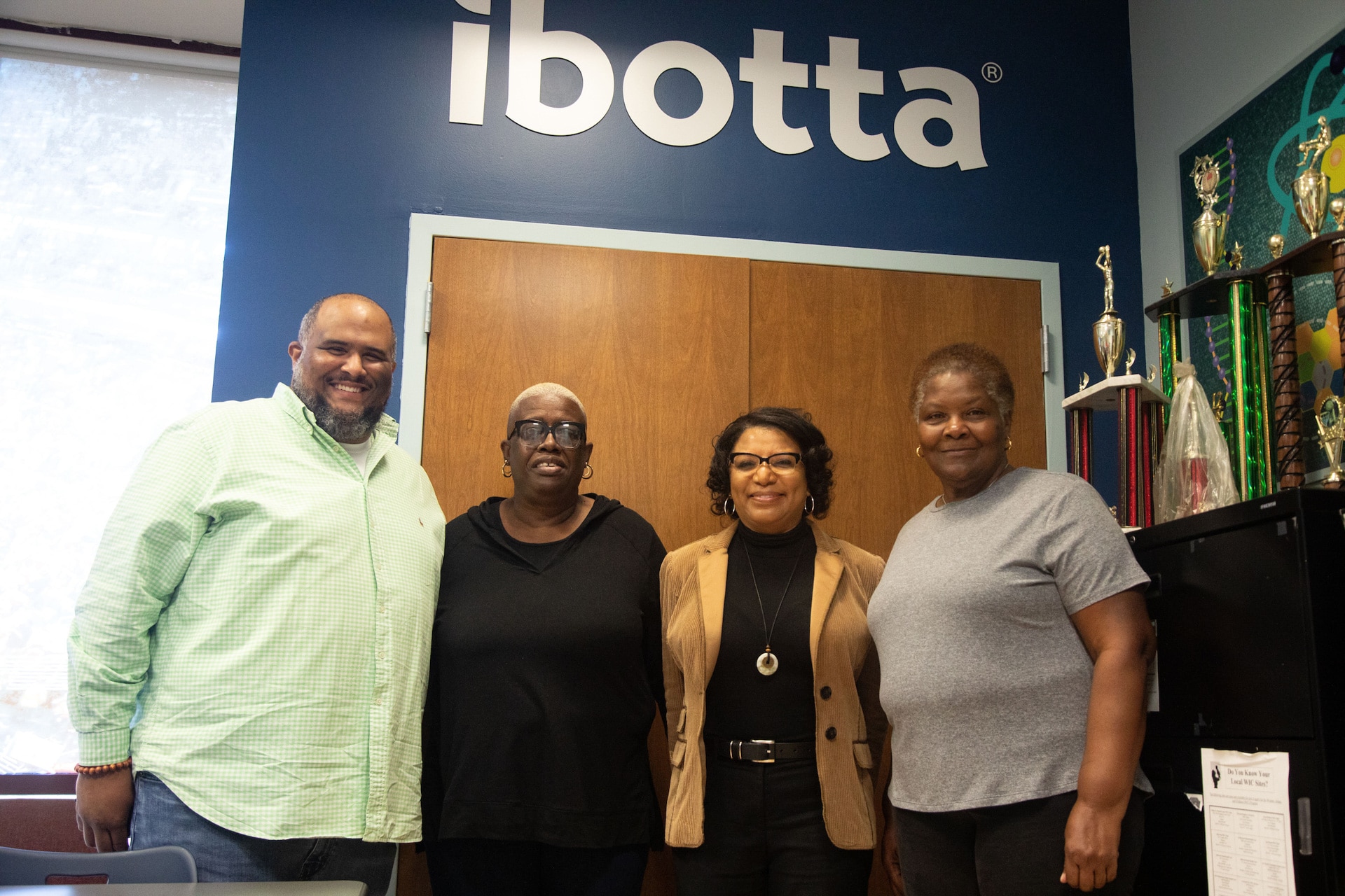 Photos: Pelicans, Ibotta install new computer lab at Fischer Community ...