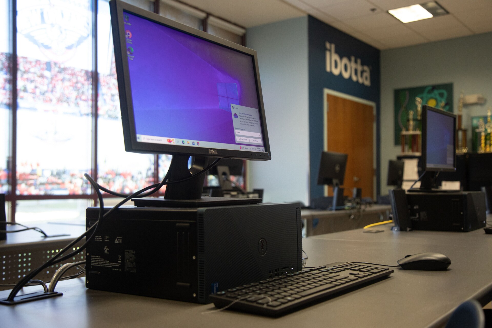 Photos: Pelicans, Ibotta install new computer lab at Fischer Community ...