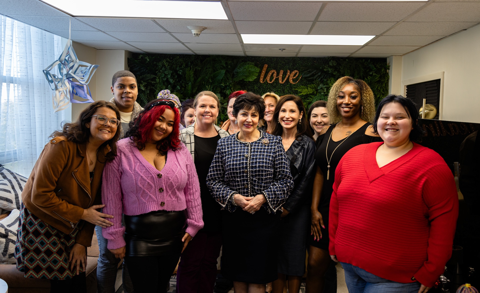 Photos: Gayle Benson visits Eden House | Month of Giving 2023 Photo ...