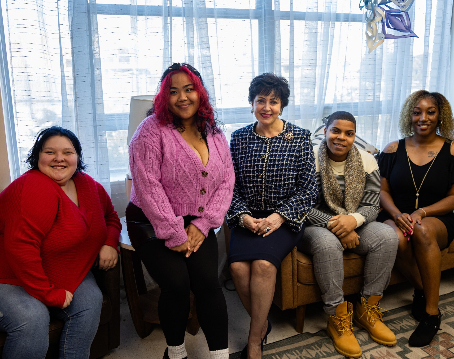 Photos: Gayle Benson visits Eden House | Month of Giving 2023 Photo ...