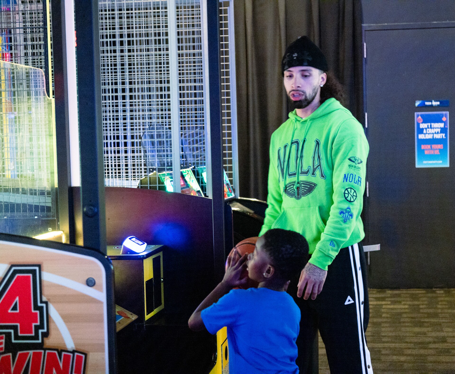 Photos: Jose Alvarado hosts YEP families at Dave and Busters Photo ...