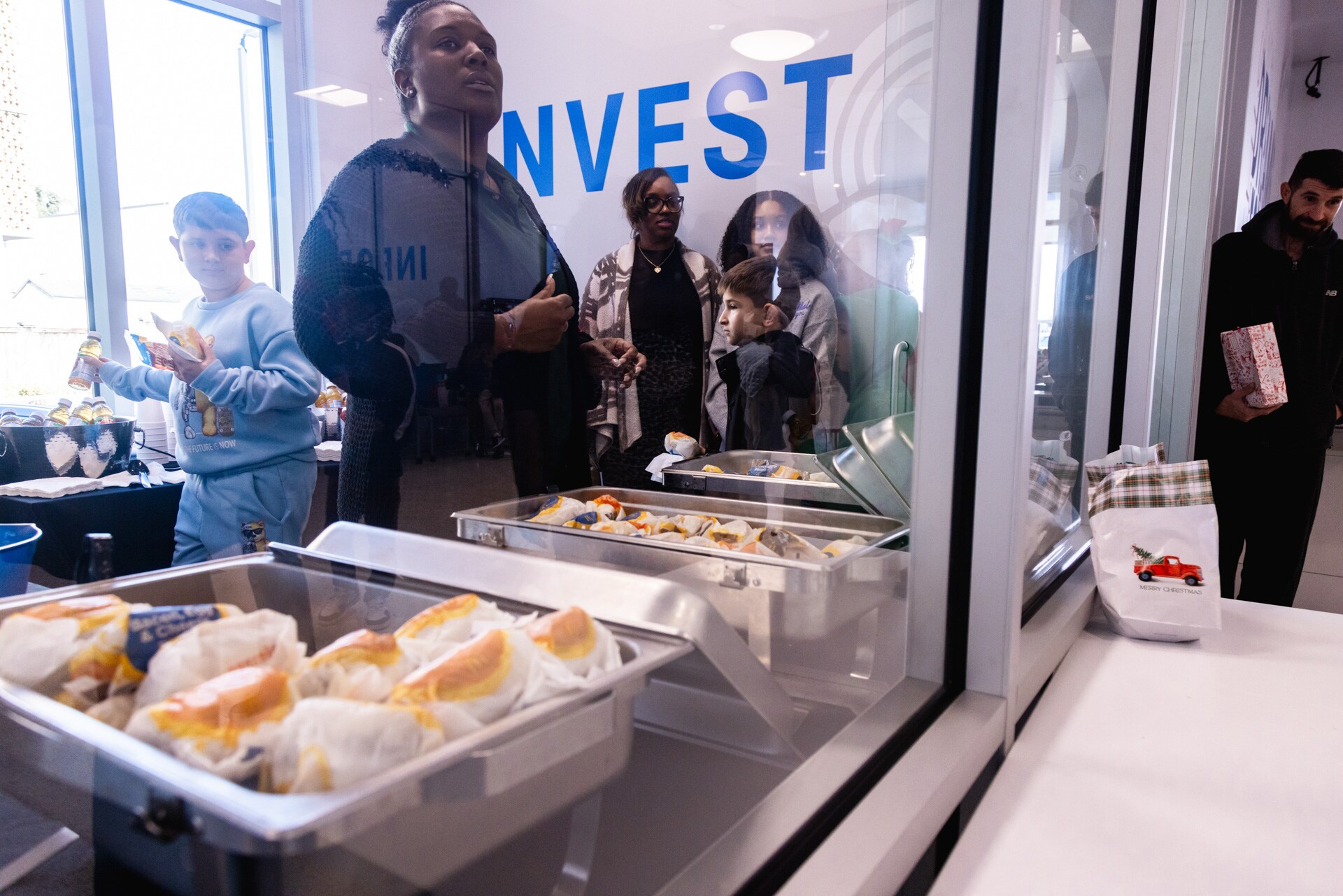 Photos: Gayle Benson visits United Way | Month of Giving 2023 Photo ...