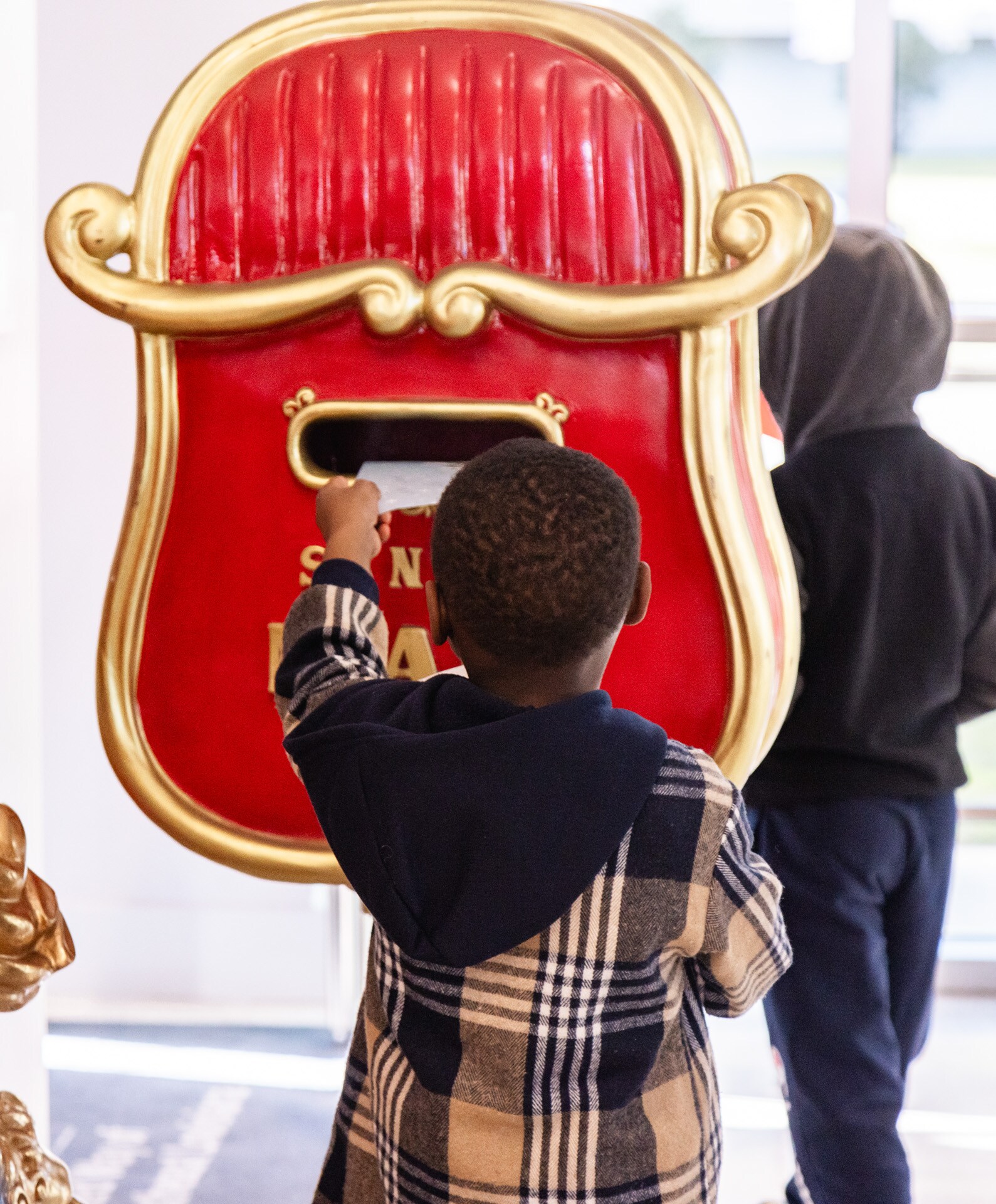 Photos: Gayle Benson visits United Way | Month of Giving 2023 Photo ...