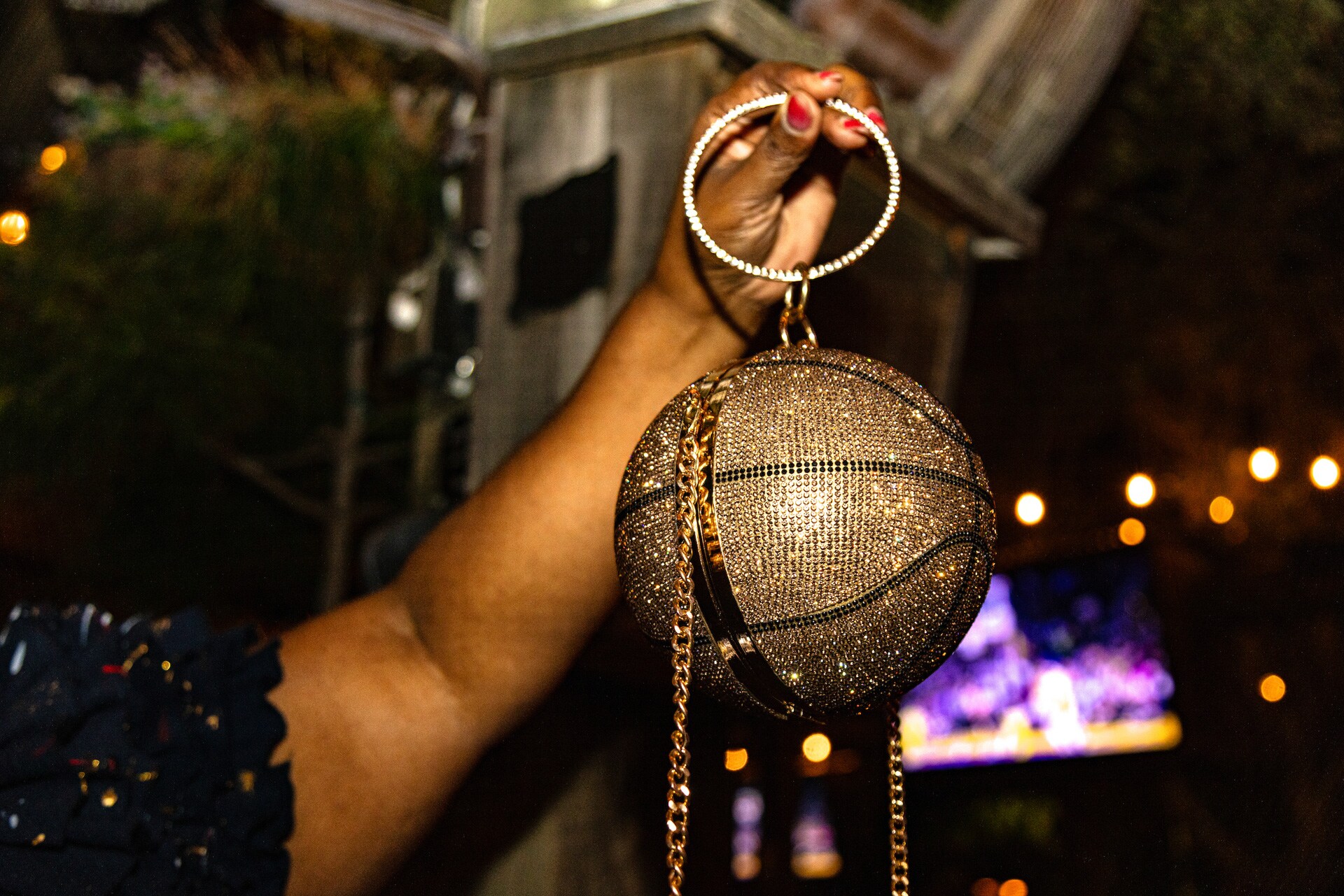 Photos: Pelicans watch party at Wrong Iron | In-Season Tournament ...