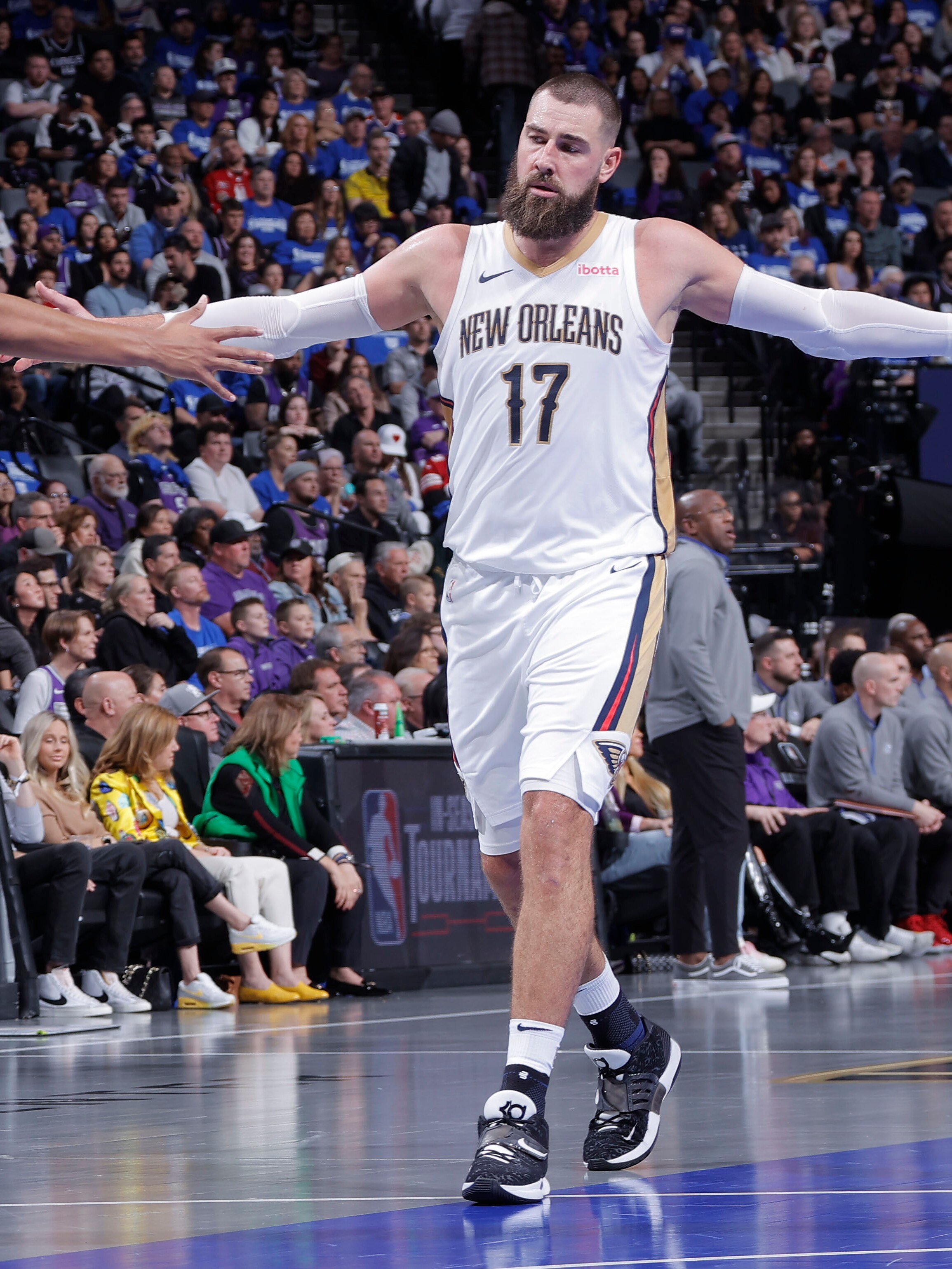 Behind the Numbers: Pelicans at Kings (4/11/2024) | New Orleans Pelicans
