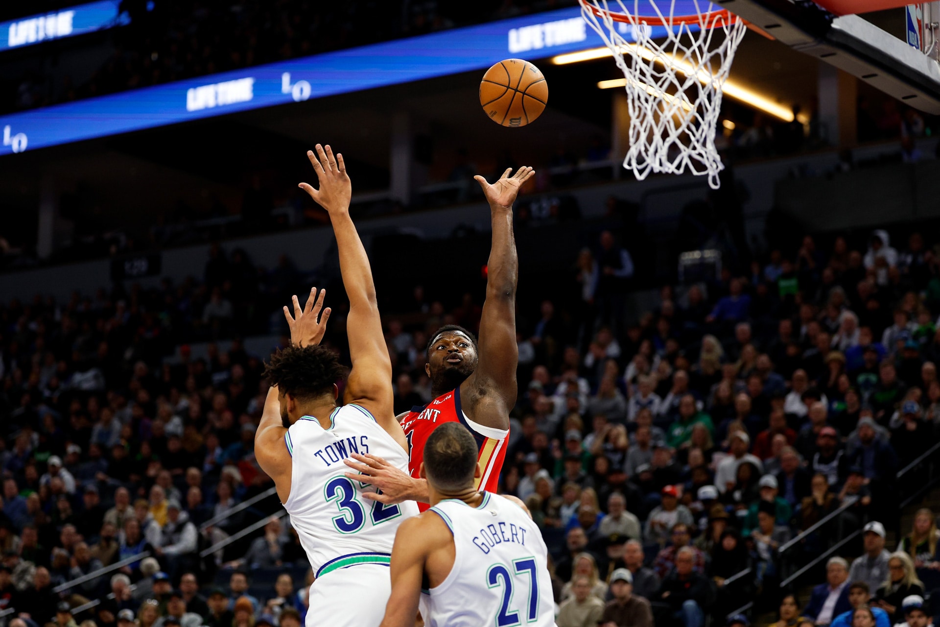 Photos: Pelicans at Timberwolves | Game Action 1/3/24 Photo Gallery ...