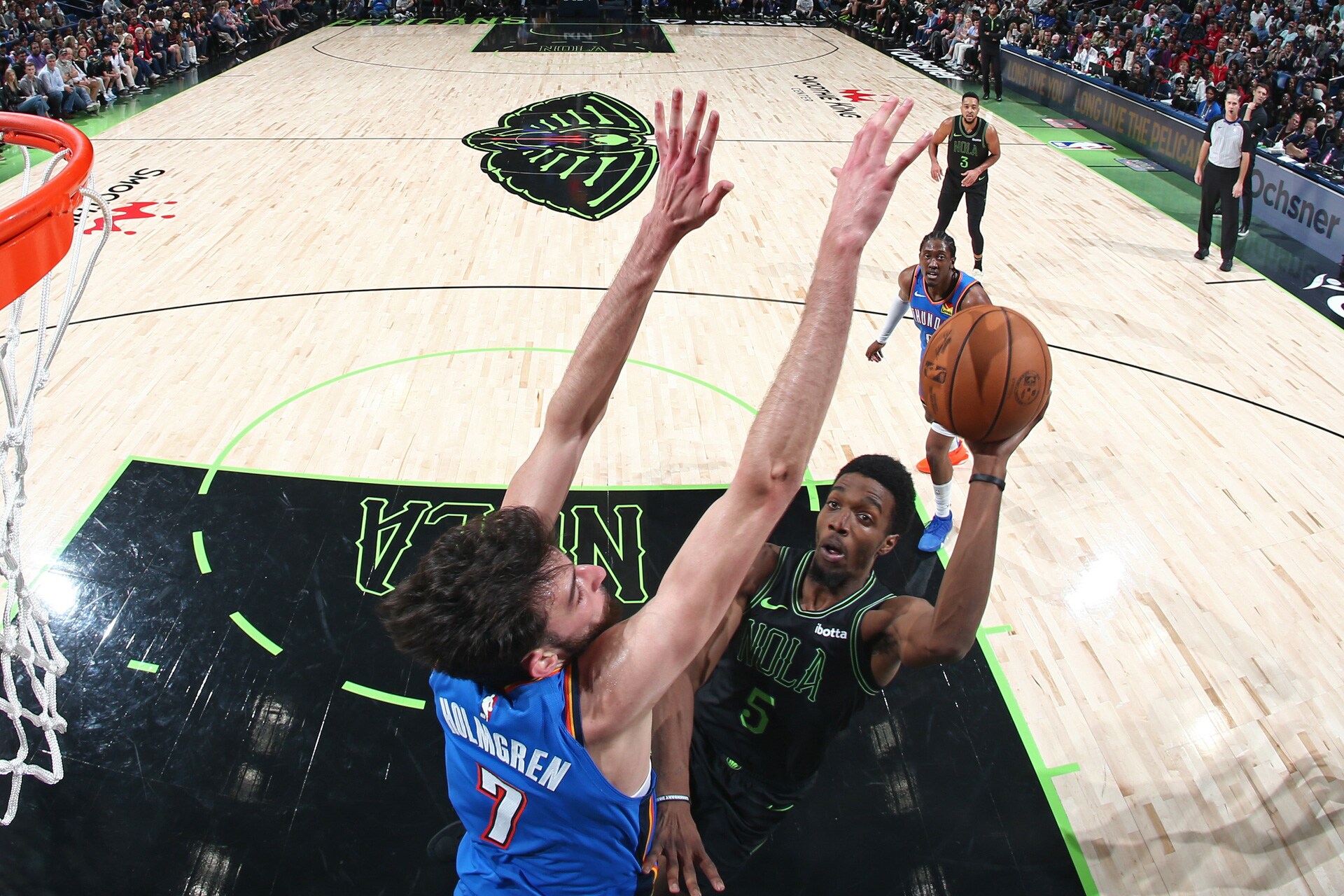 Photos: Pelicans vs. Thunder | Game Action 1/26/2024 Photo Gallery ...