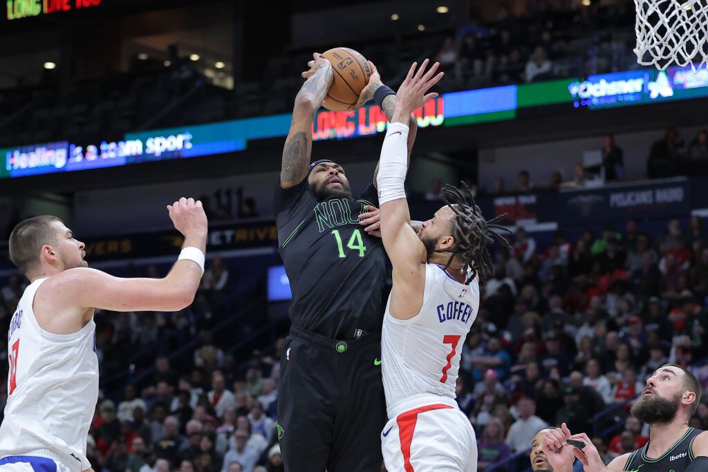 Photos: Pelicans vs. Clippers | Game Action 1/5/2024 Photo Gallery ...