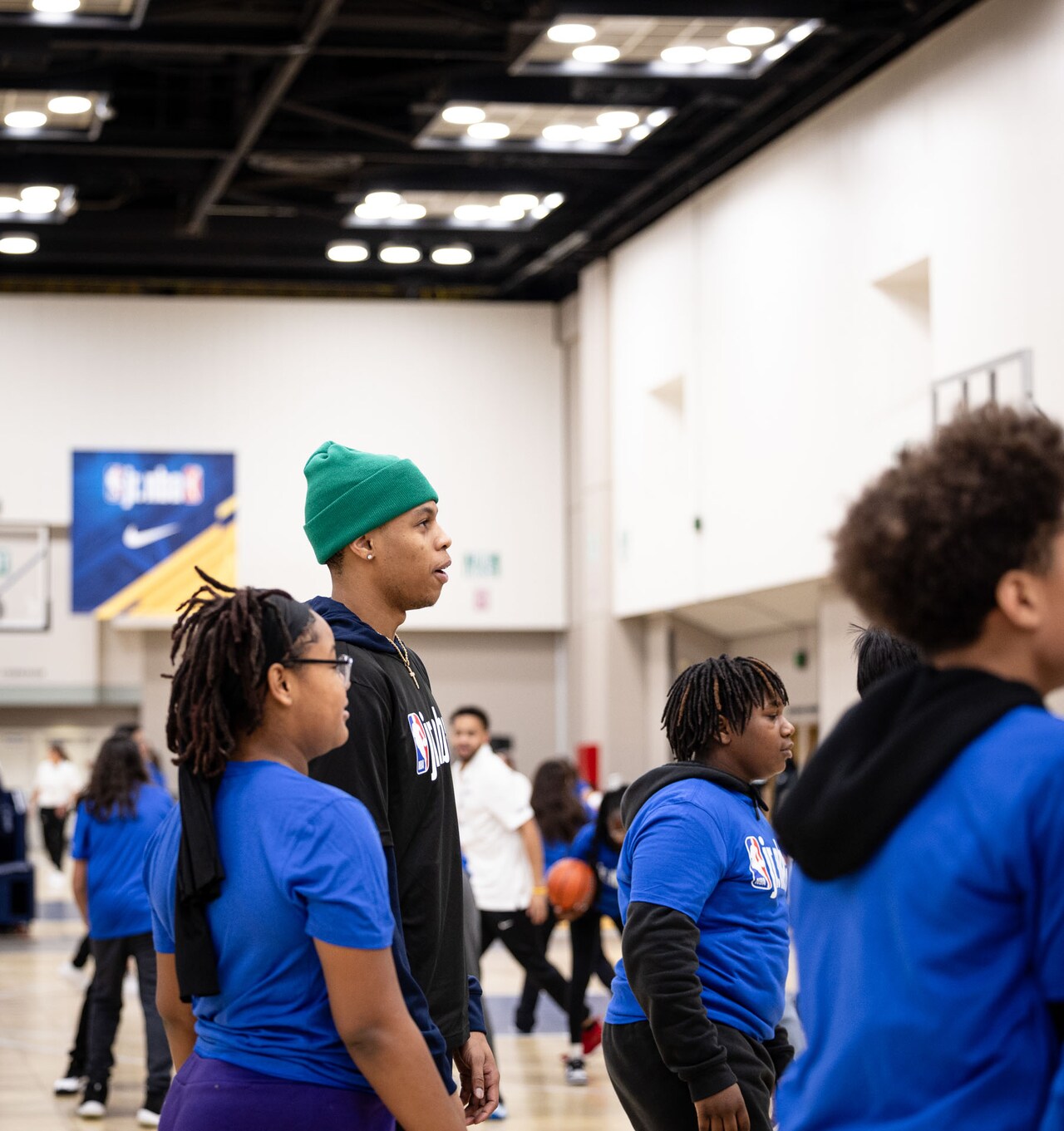 Photos: Jordan Hawkins at Jr. NBA Day | 2024 All-Star Weekend | New ...