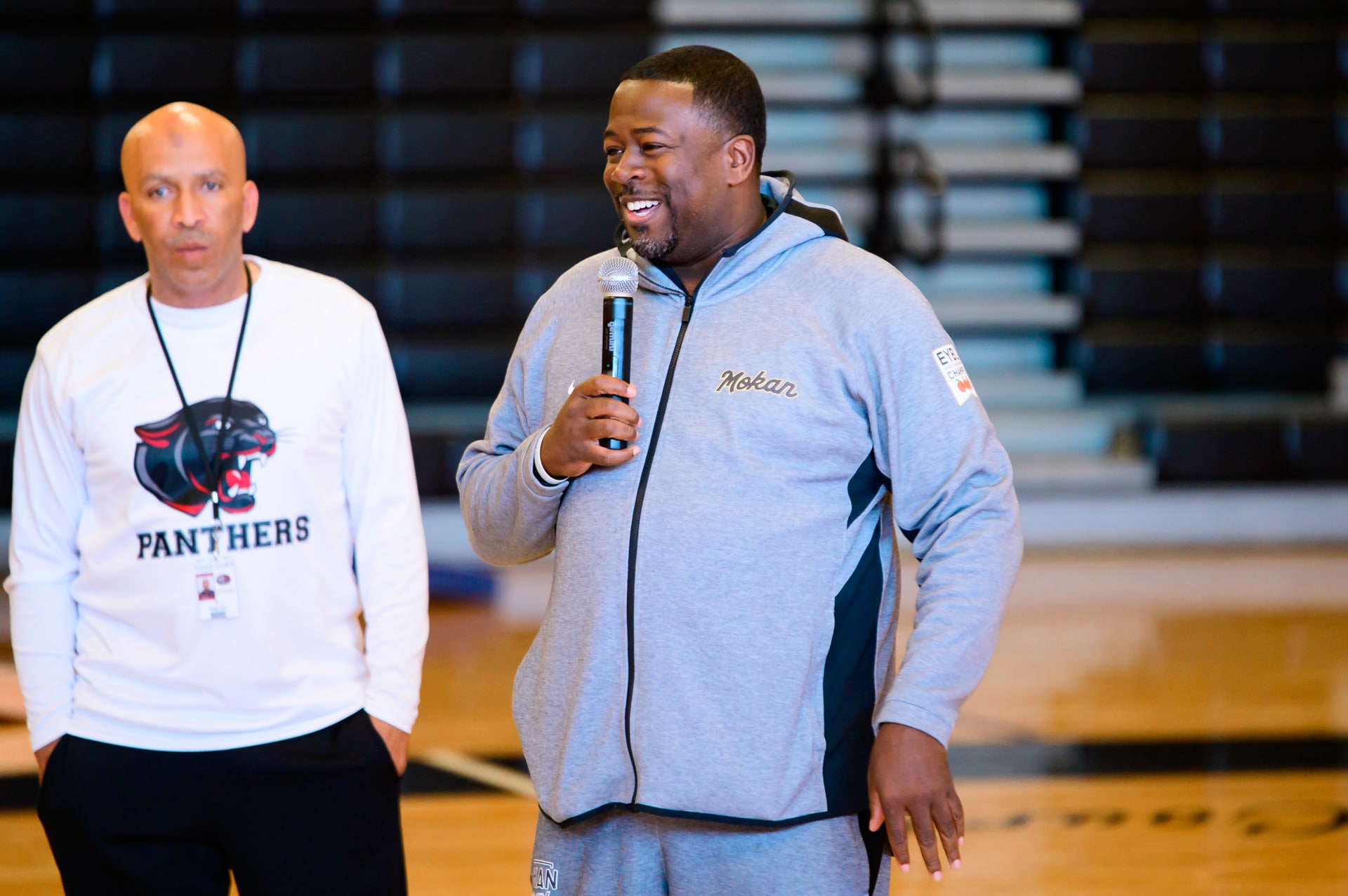 Photos: Jeremiah Robinson-Earl and his father gift basketball shoes to ...