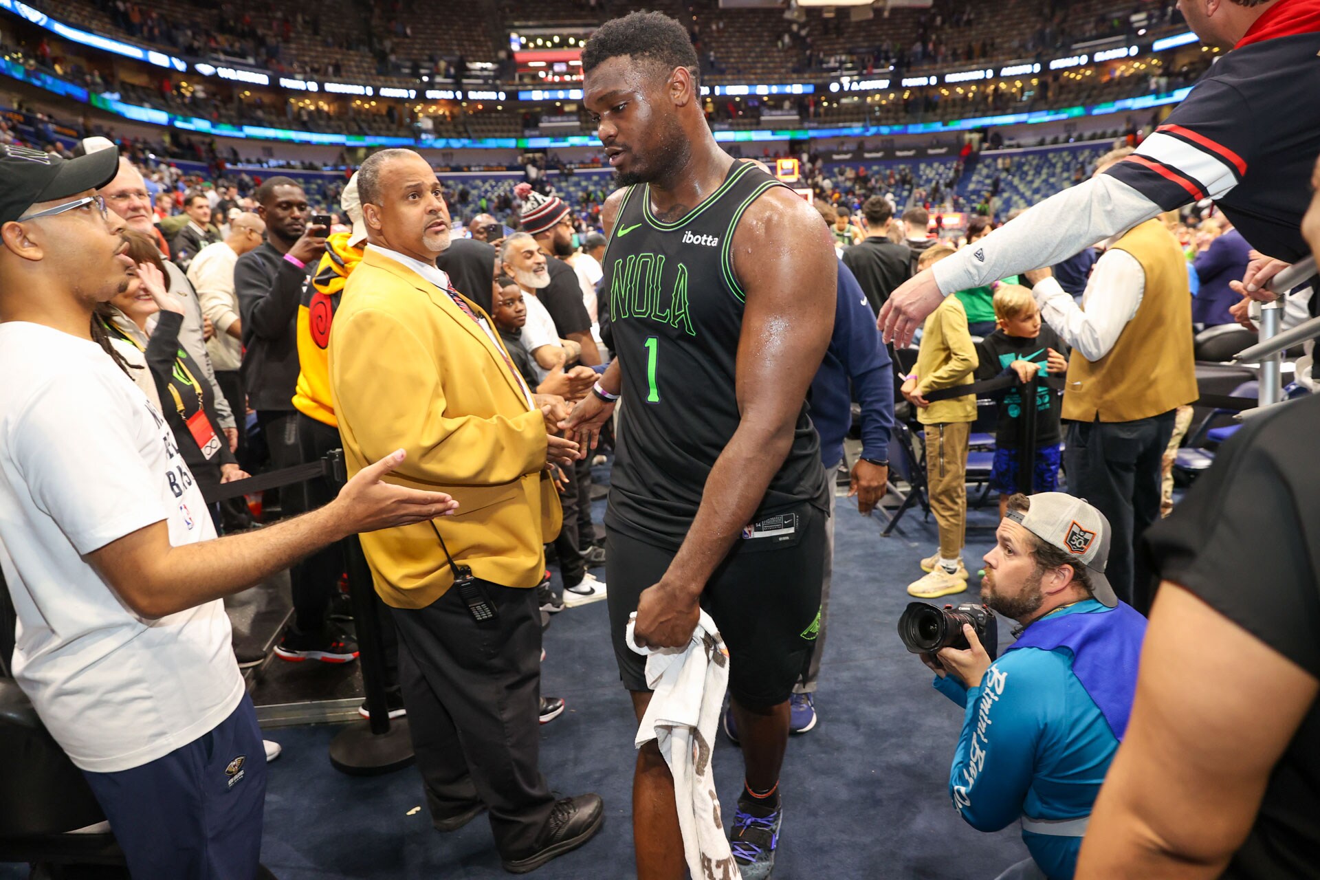 Photos: Pelicans vs. Clippers | Locker Room, Postgame Reactions 3/15/24 Photo Gallery | NBA.com