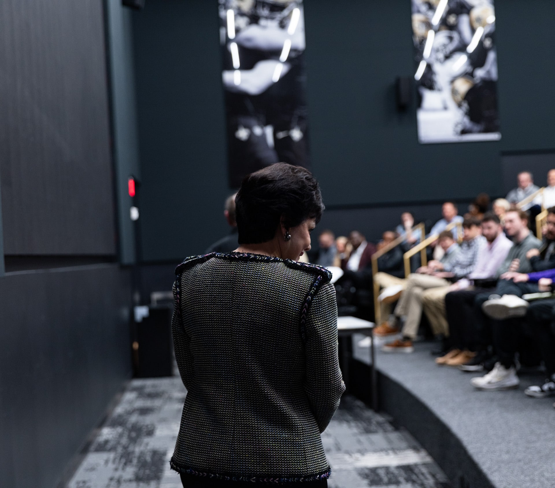 Photos: General Martin Dempsey hosts leadership discussion with ...