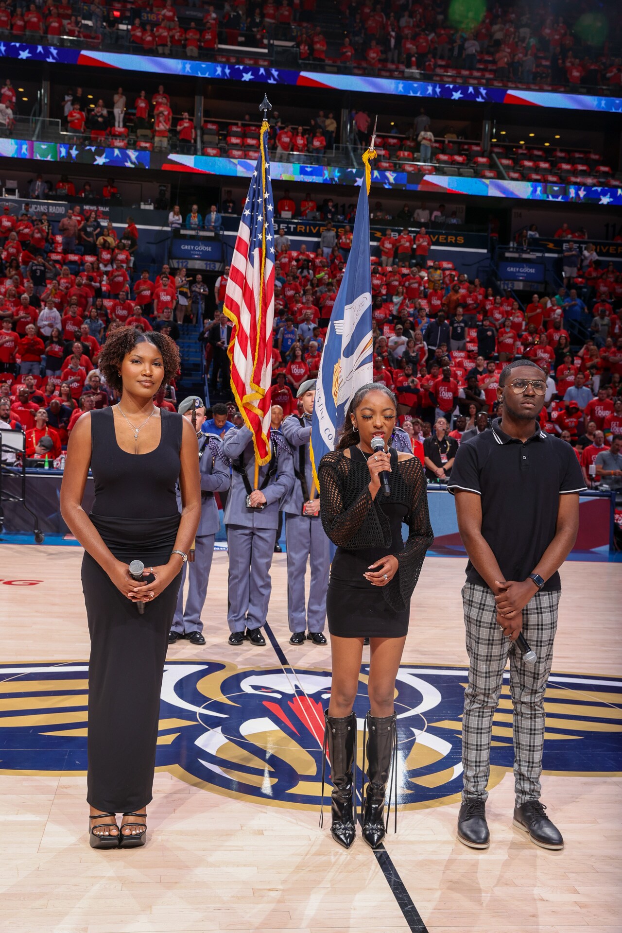 Photos: Pelicans vs. Thunder Game 3 Fans and Entertainment | 2024 NBA Playoffs Photo Gallery ...