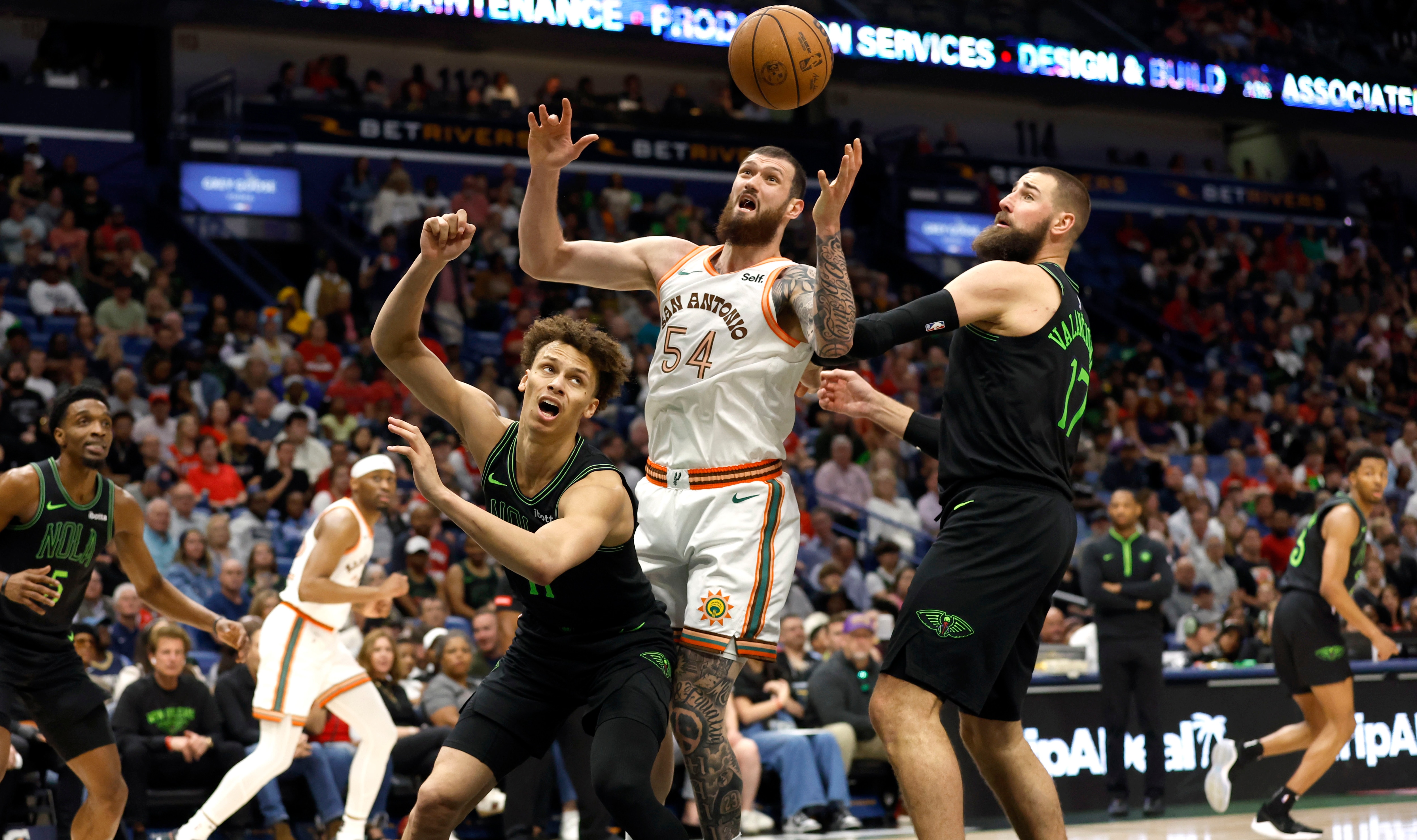 Spurs 111, Pelicans 109: Jonas Valanciunas 26 points | Postgame wrap ...