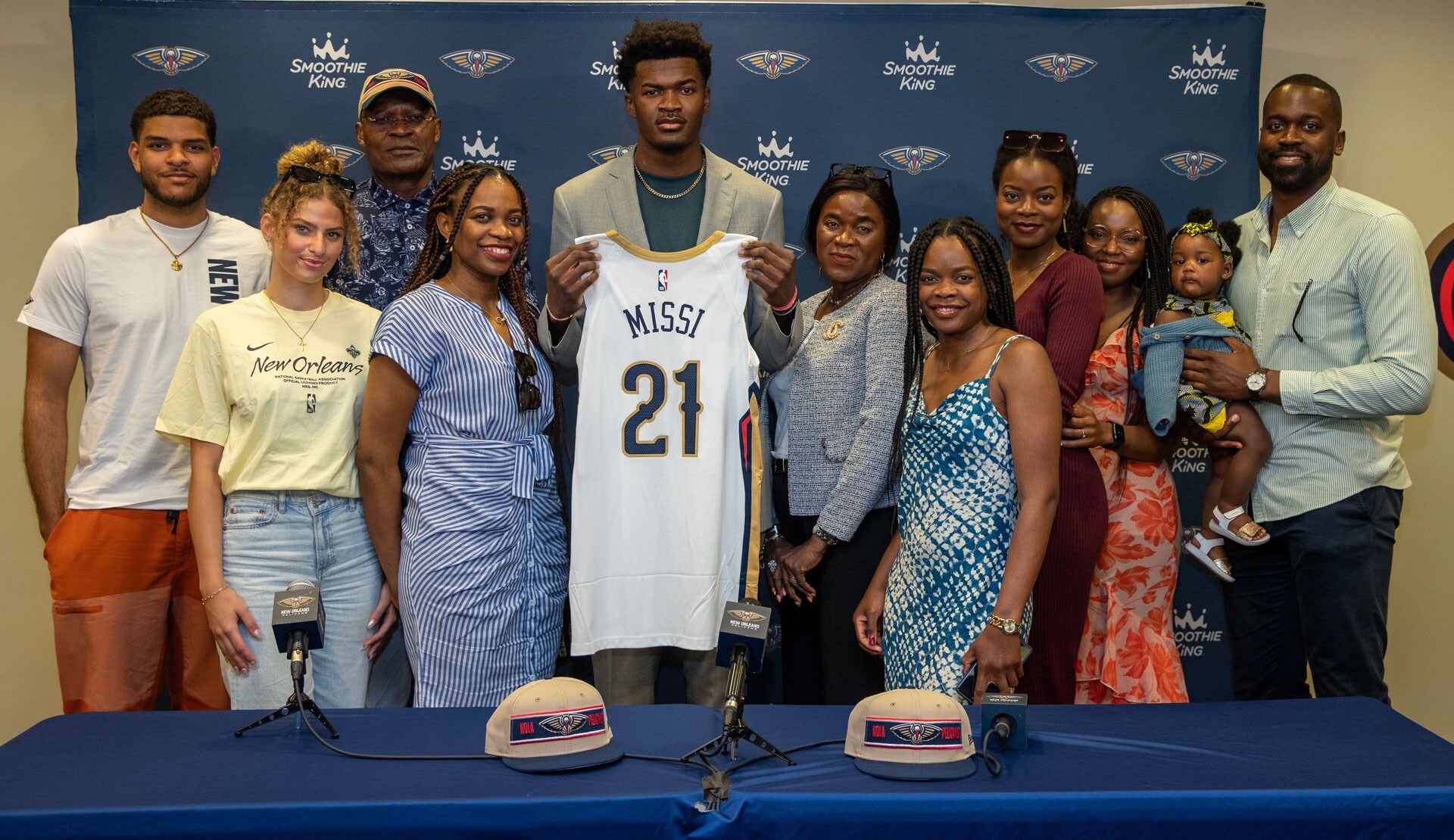 Photos: Yves Missi, Antonio Reeves introductory press conference Photo ...