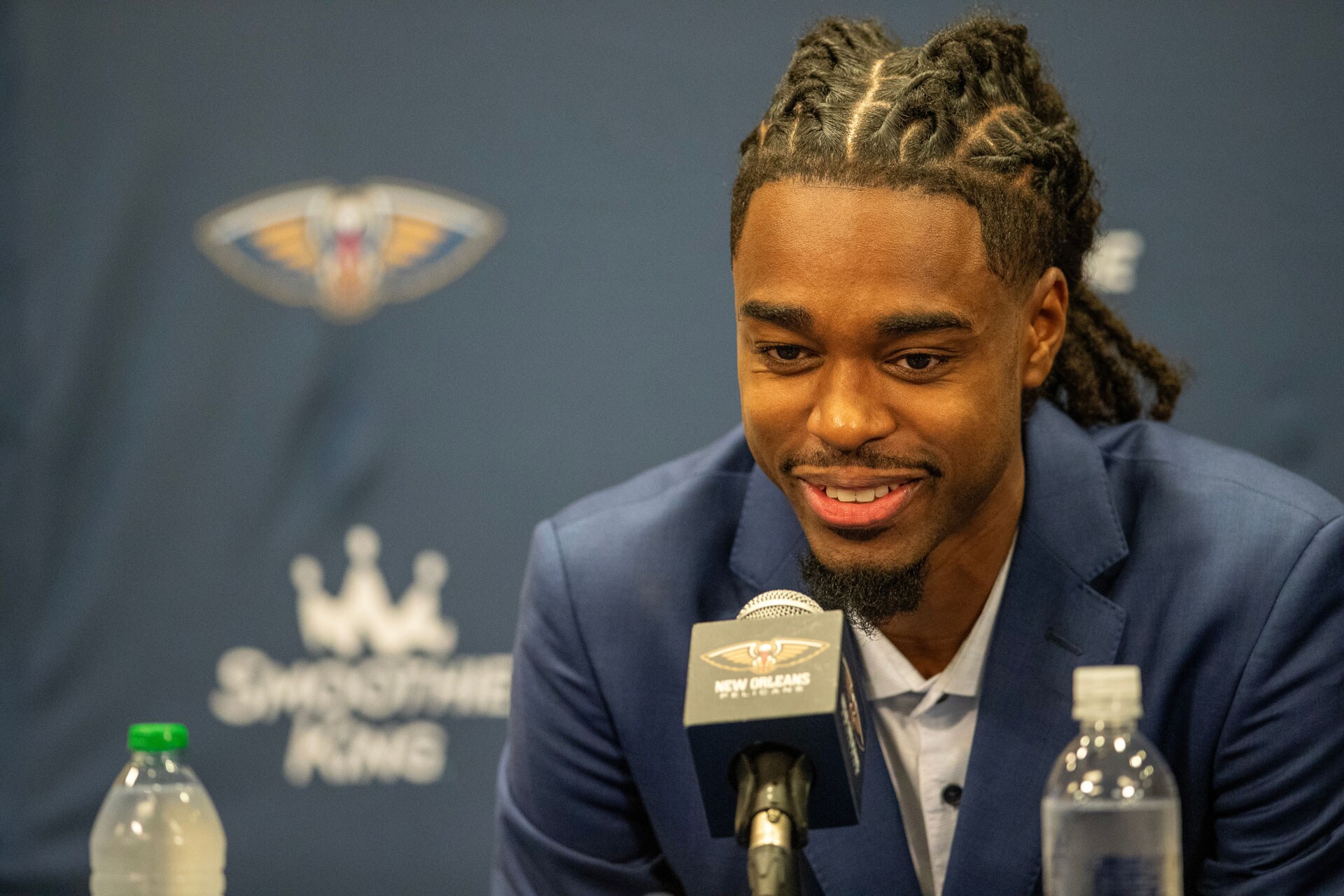 Photos: Yves Missi, Antonio Reeves introductory press conference Photo ...