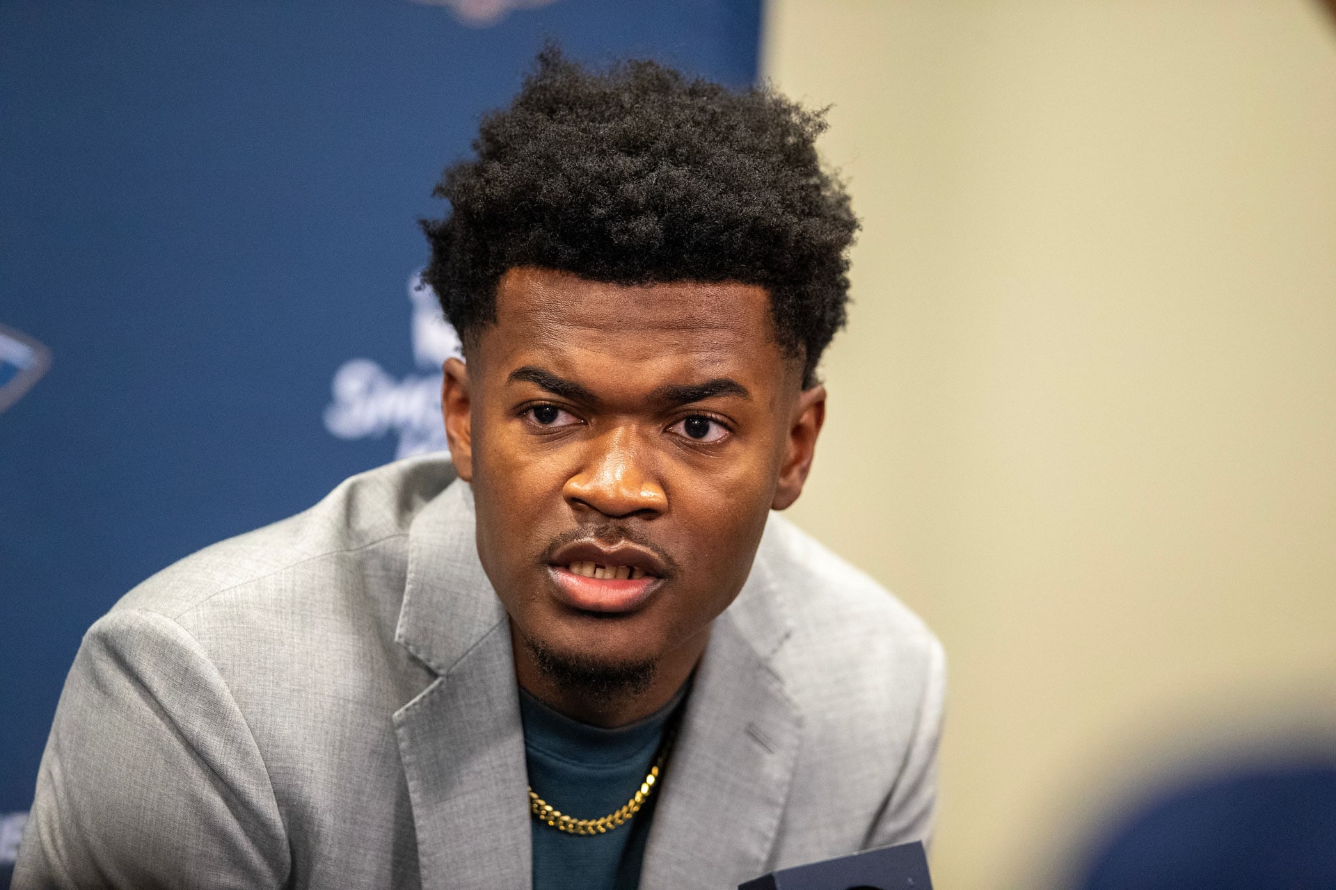 Photos: Yves Missi, Antonio Reeves introductory press conference Photo ...