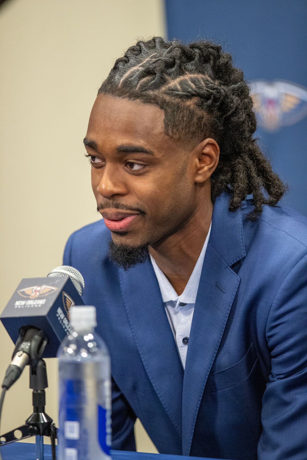 Photos: Yves Missi, Antonio Reeves introductory press conference Photo ...