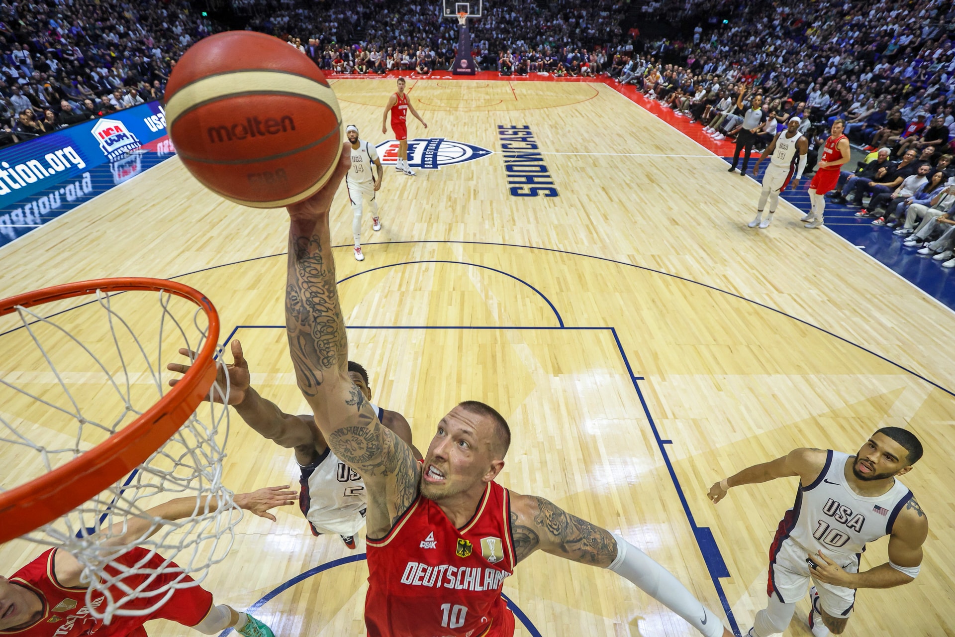 Photos: Daniel Theis with Team Germany in USA Basketball showcase ...