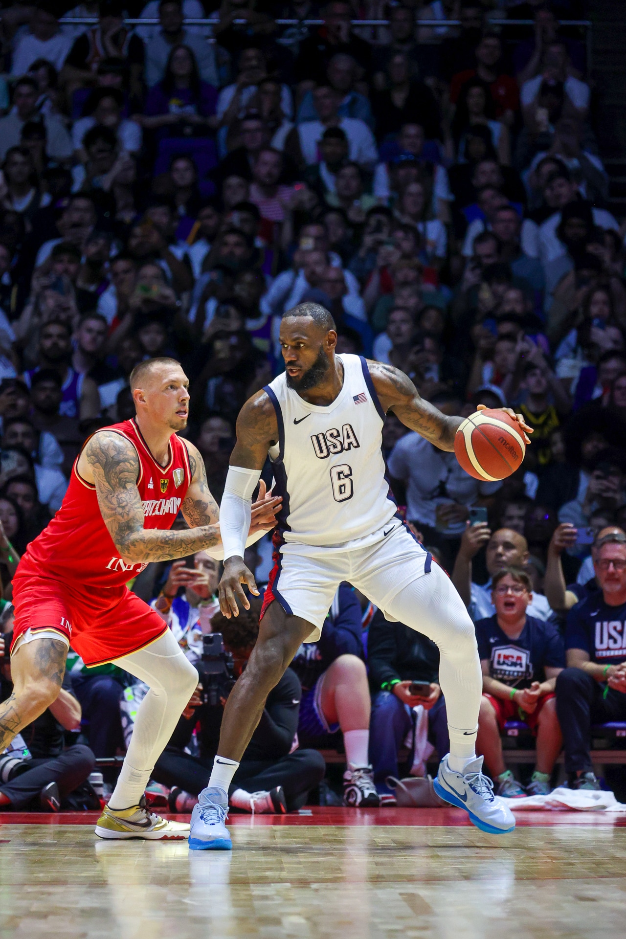 Photos: Daniel Theis with Team Germany in USA Basketball showcase ...